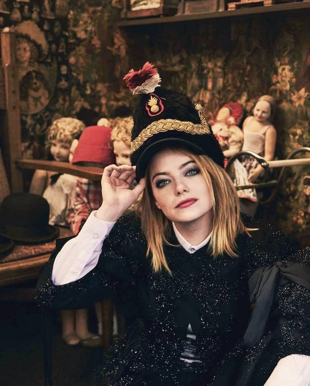 She looks so cool and cute here | Scrolller