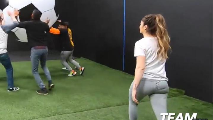 She’s dummy thicc | Scrolller