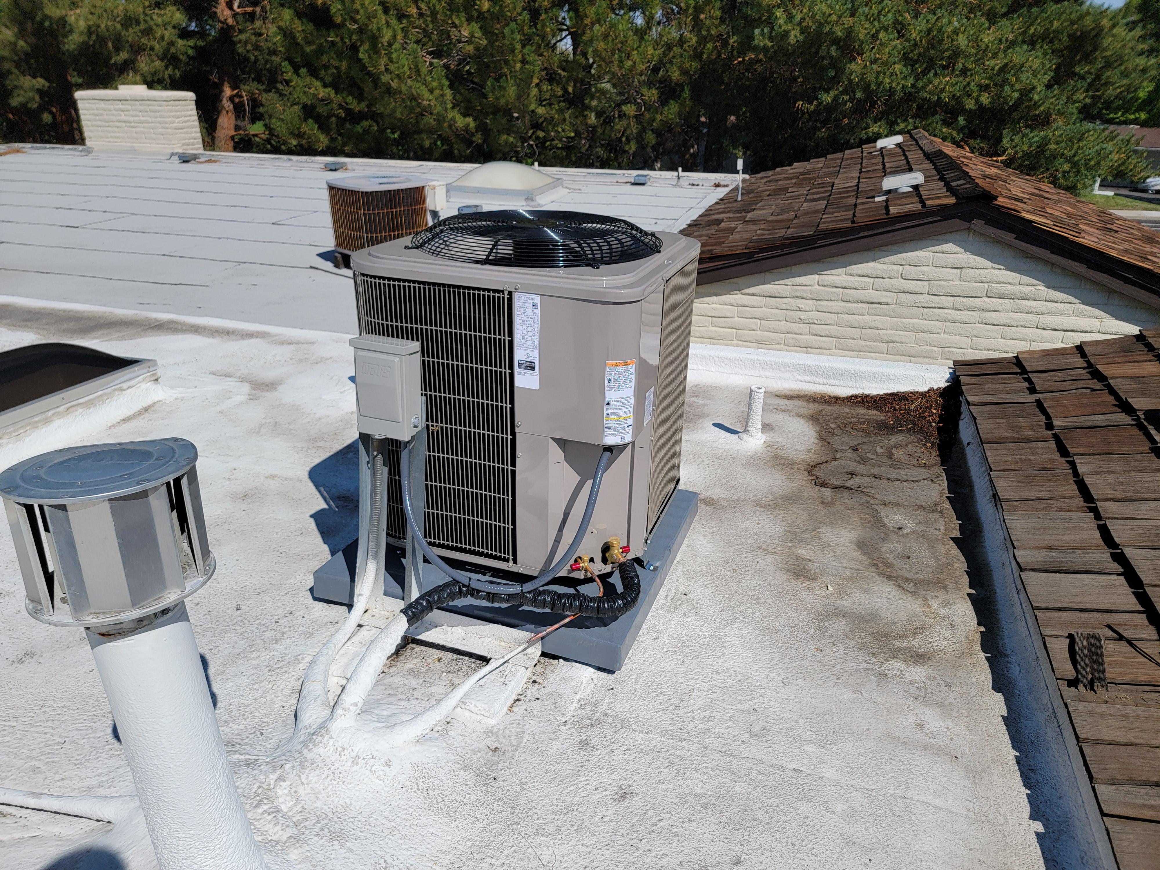 Sheeeeshhh! This was my first rooftop unit, it makes me want to switch ...