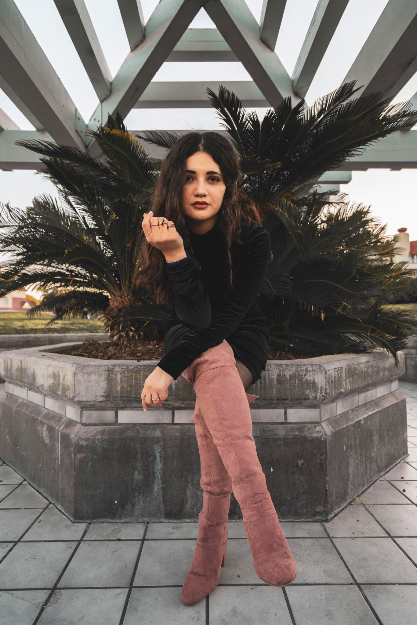 Sheila in boots | Scrolller