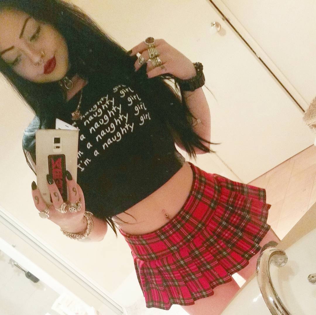 She's a bit naughty | Scrolller