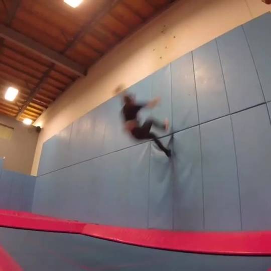 She's bouncing off the walls | Scrolller