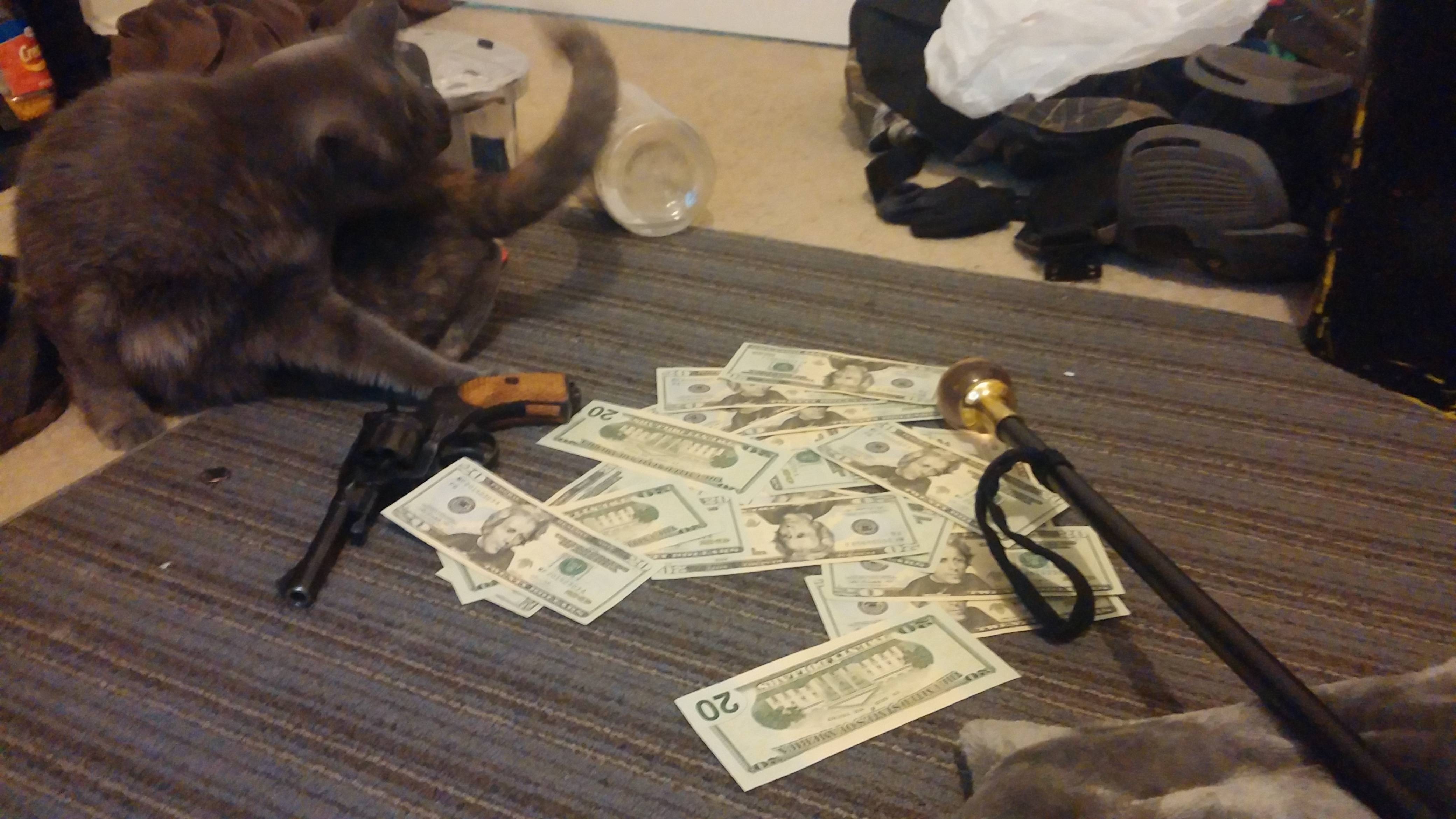 She's going fo her gat | Scrolller