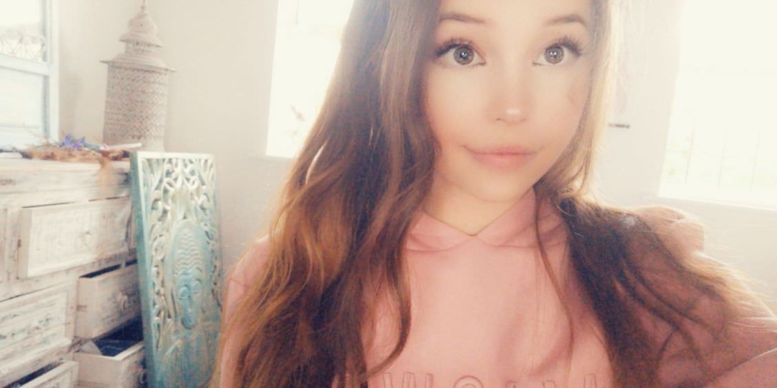 🦀🦀🦀 She's returned to Twitter! 🦀🦀🦀 | Scrolller