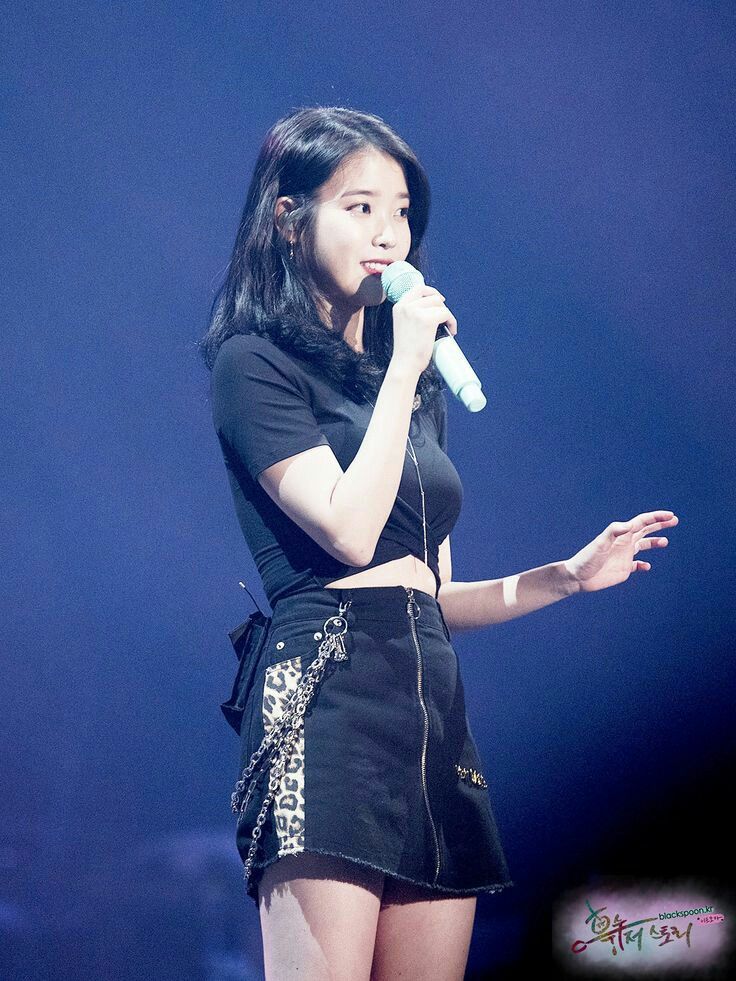 Shes So Beautiful Scrolller