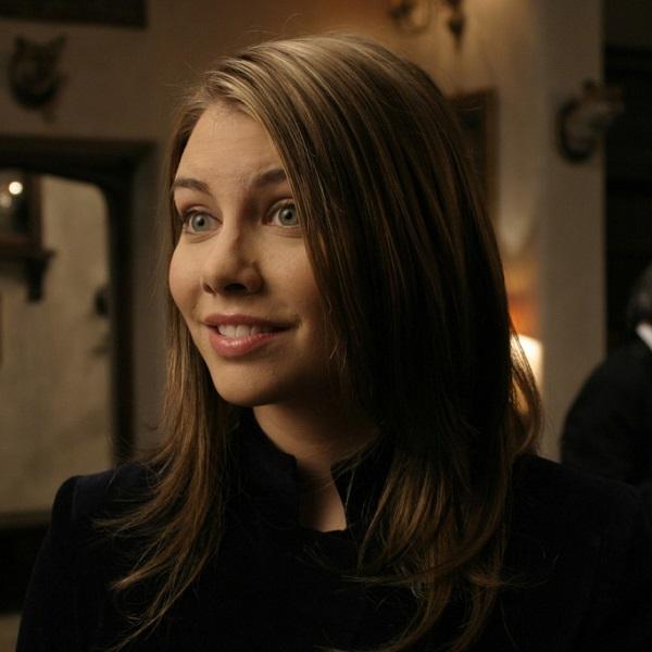 Shes So Gorgeous Scrolller