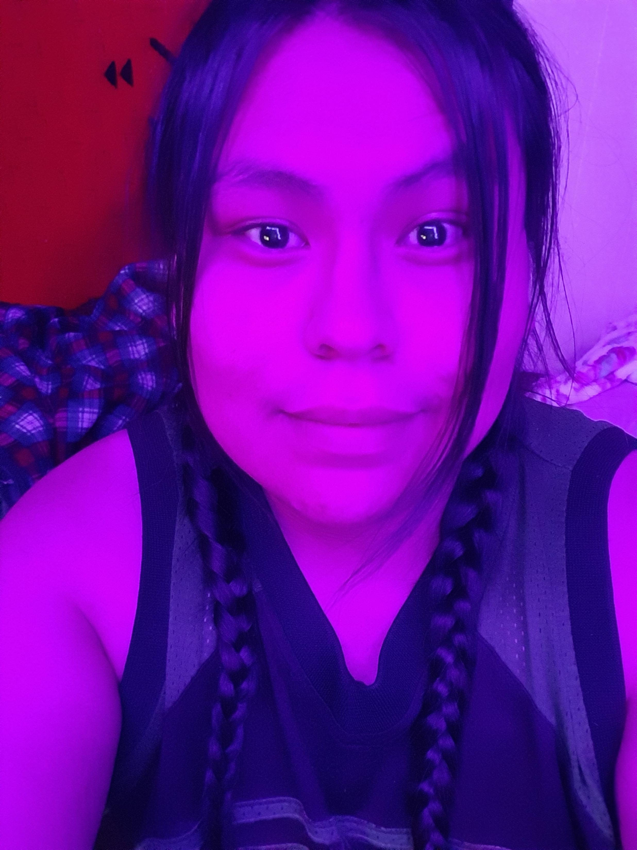 Shiny eyes? | Scrolller