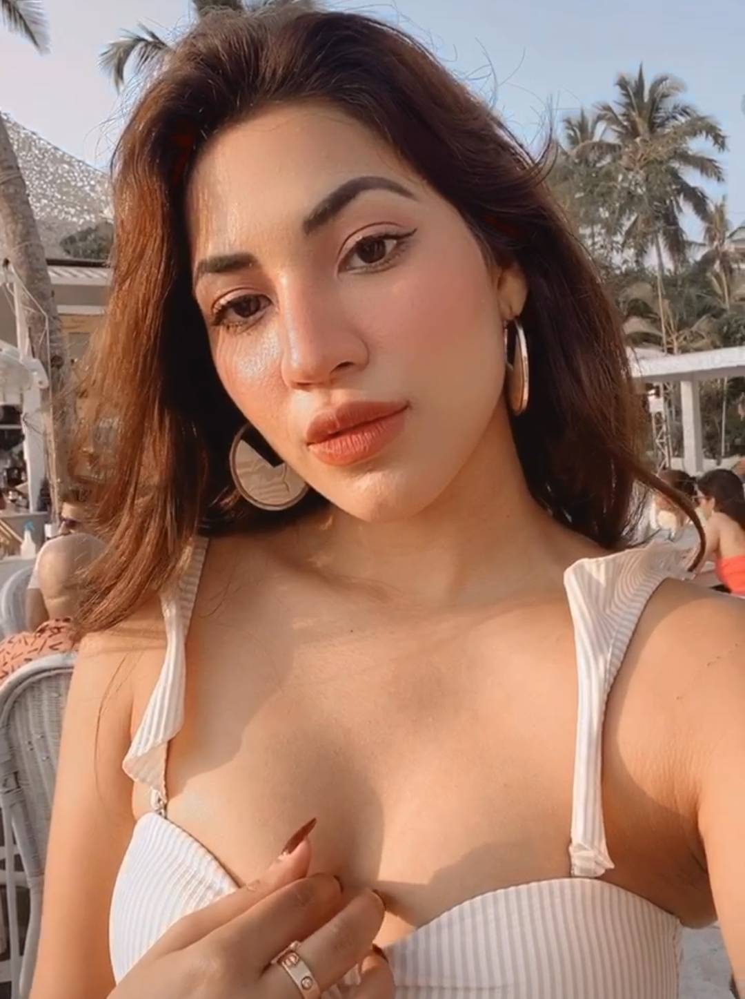 Shivani Singh | Scrolller