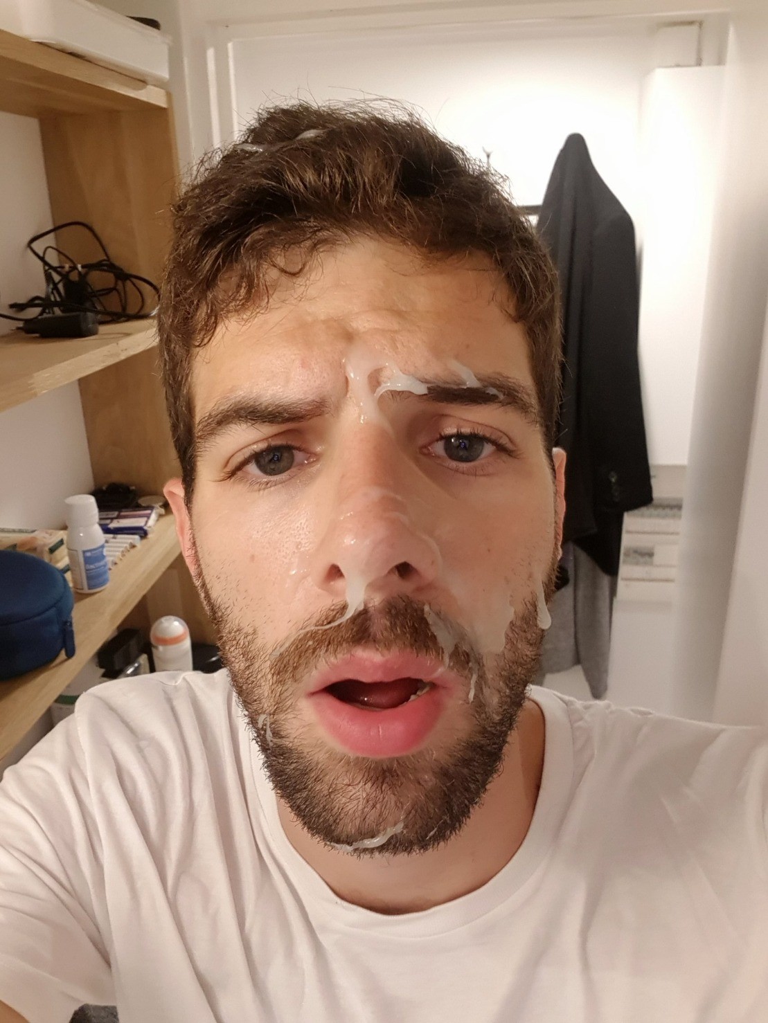 Shocked facial | Scrolller