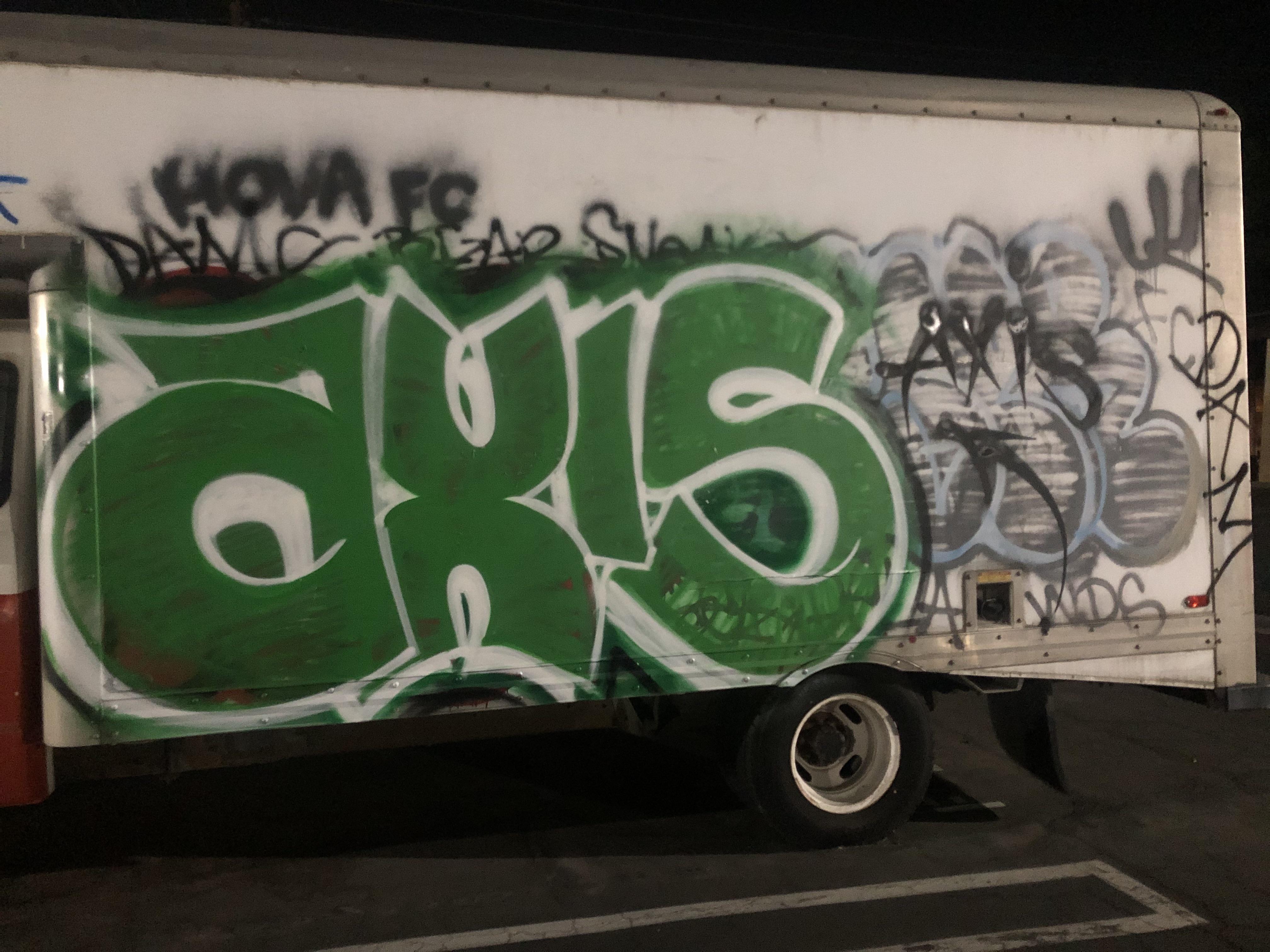 Shoe box truck 😤 | Scrolller