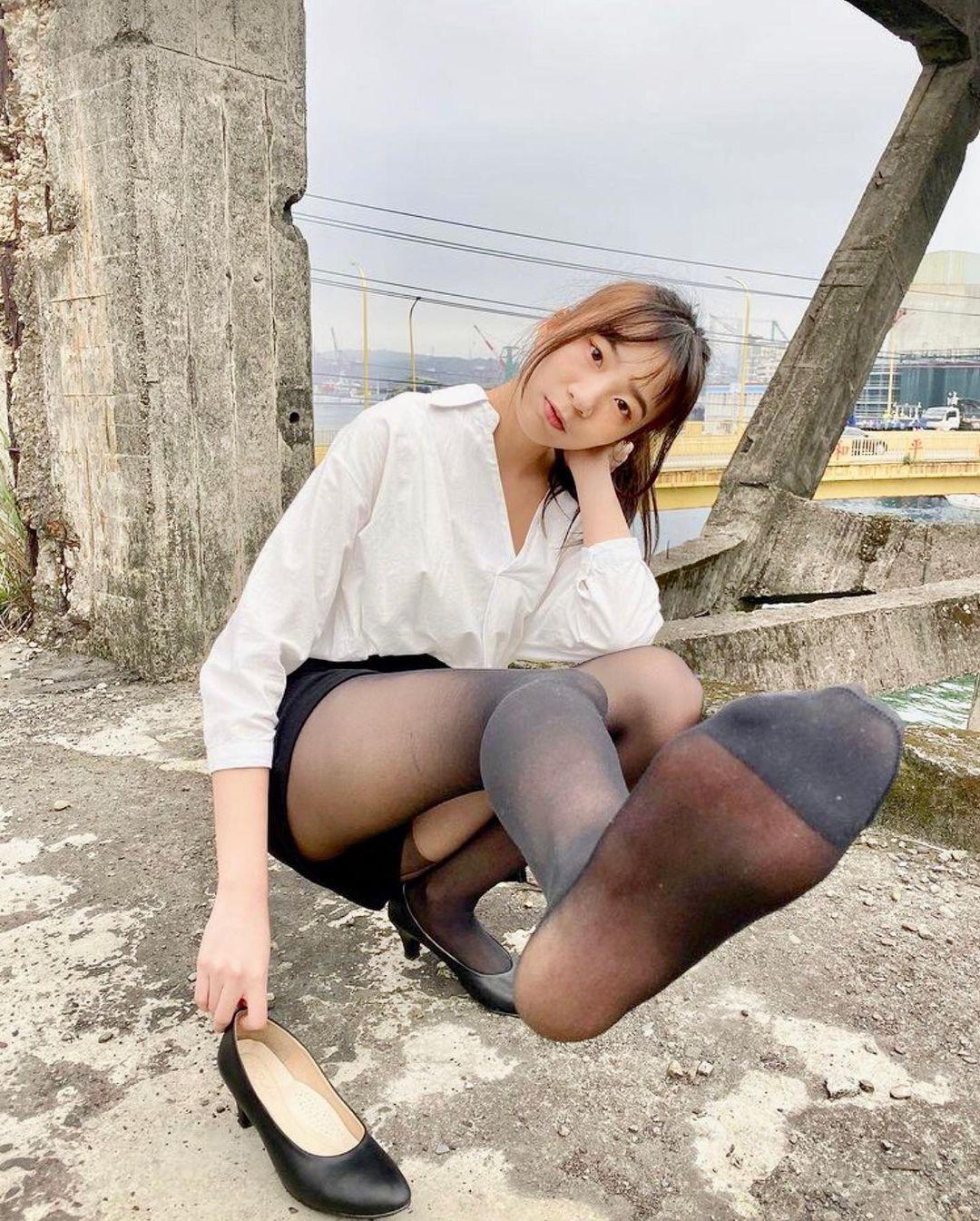 Shoe is off for you | Scrolller