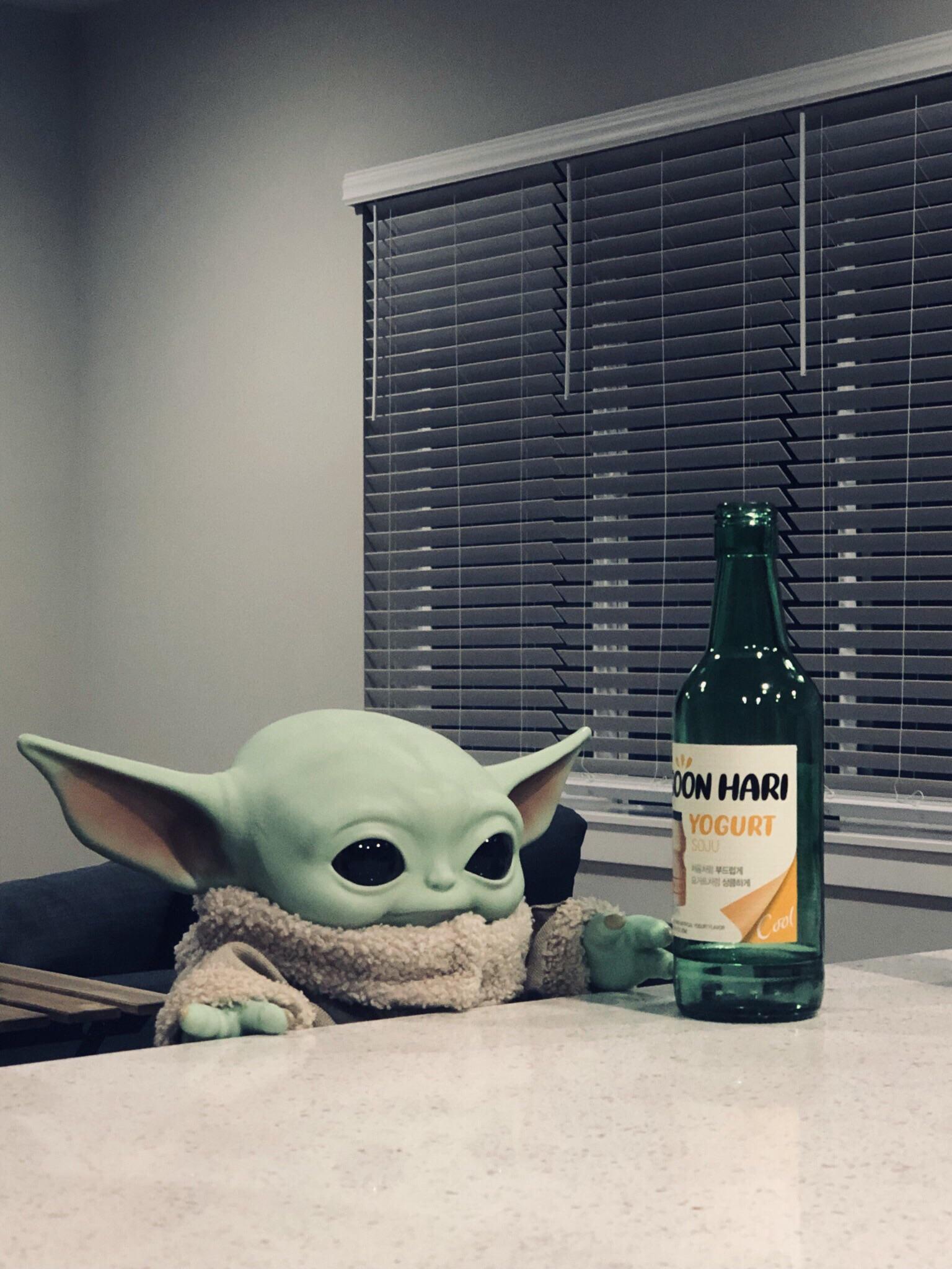 Shoju Grogu! | Scrolller