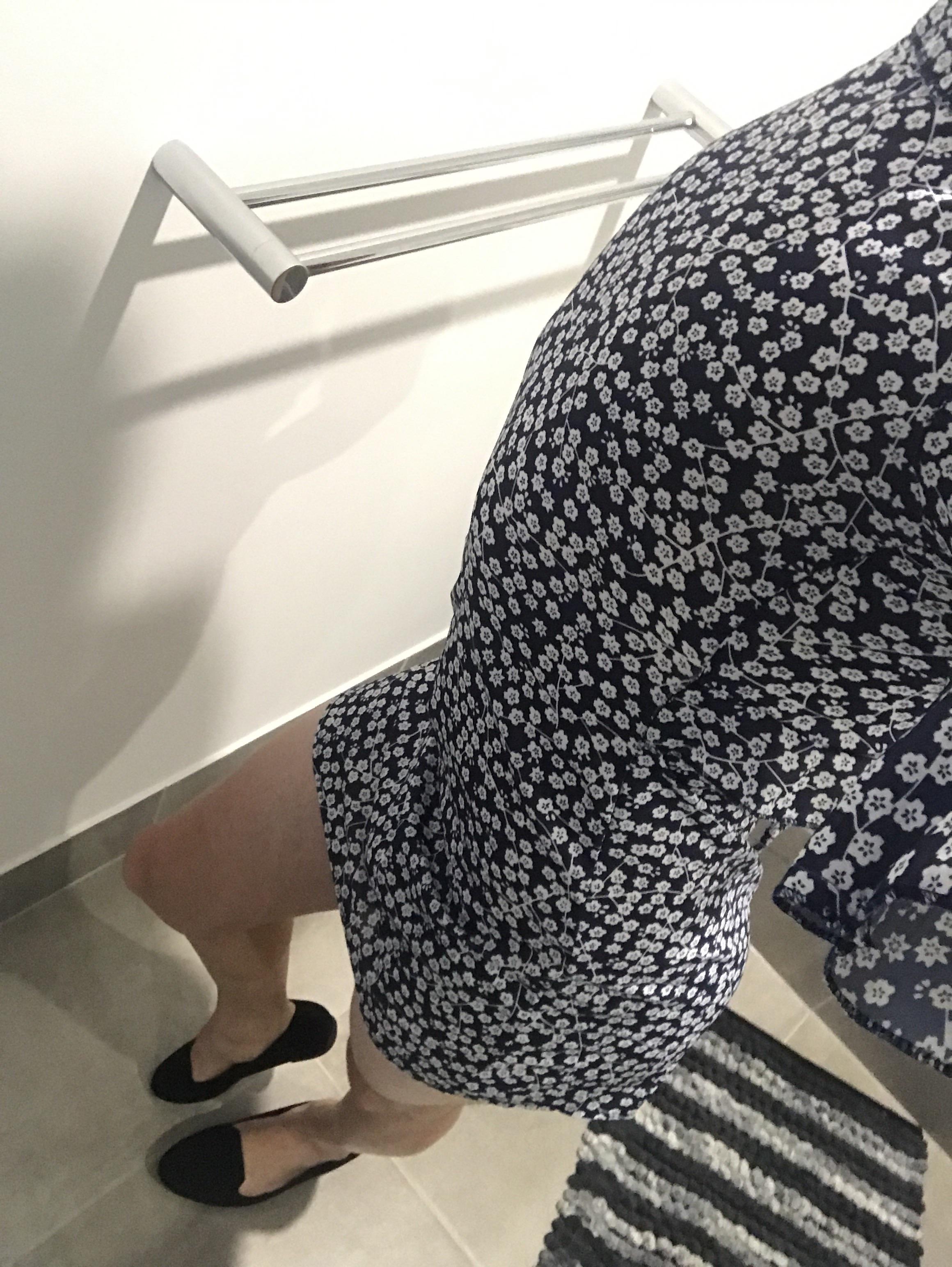 Short dress with flats today | Scrolller