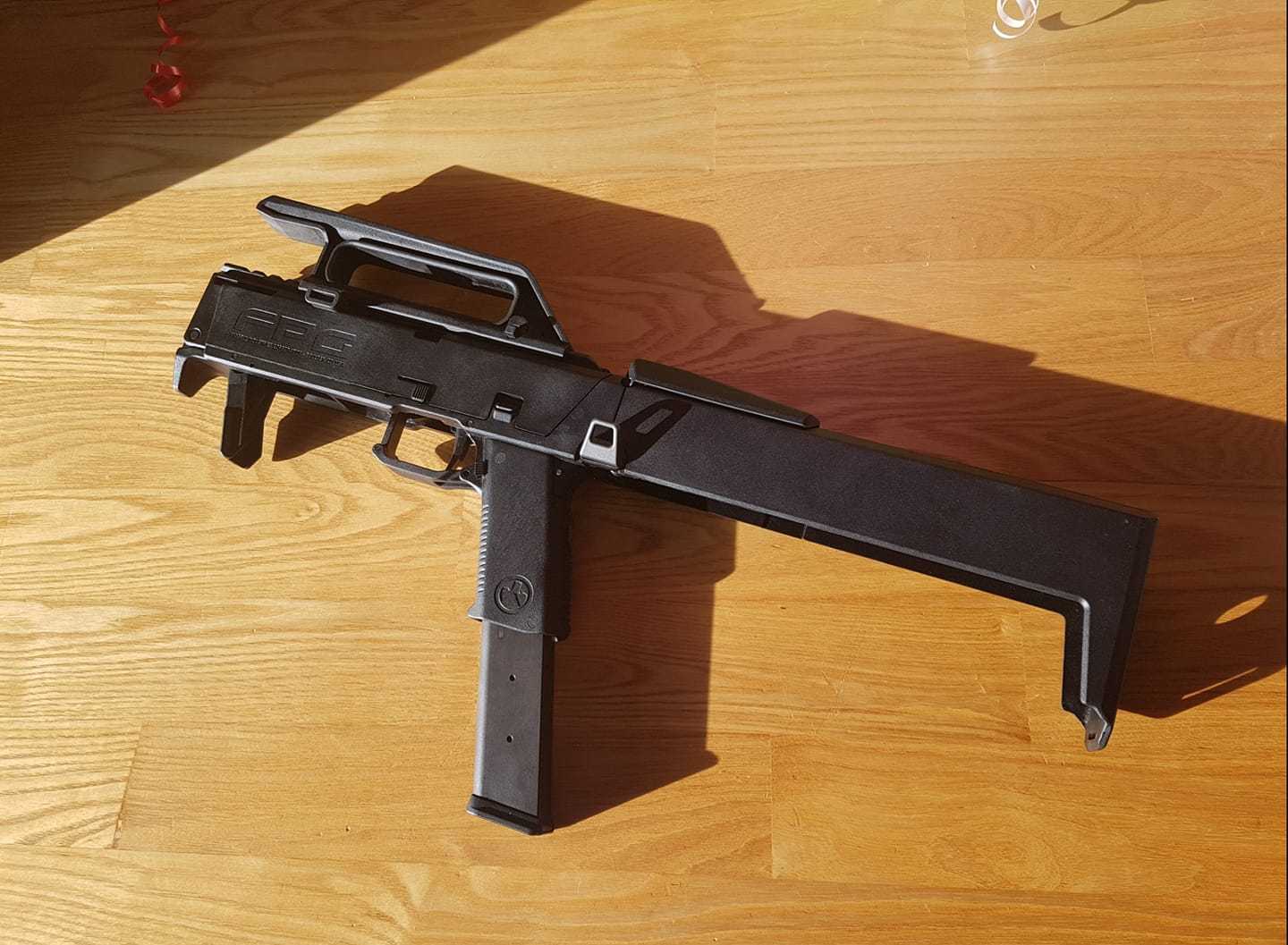 Show me your rare guns! (heres mine) | Scrolller