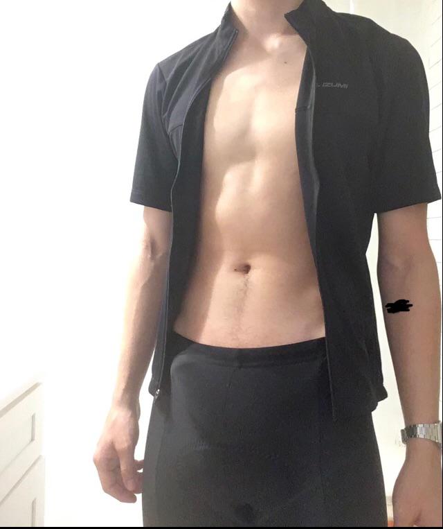 Shower time after my lunch ride | Scrolller