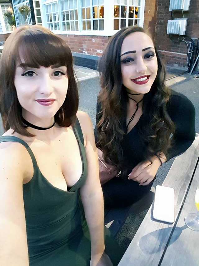 Showing off the goods | Scrolller