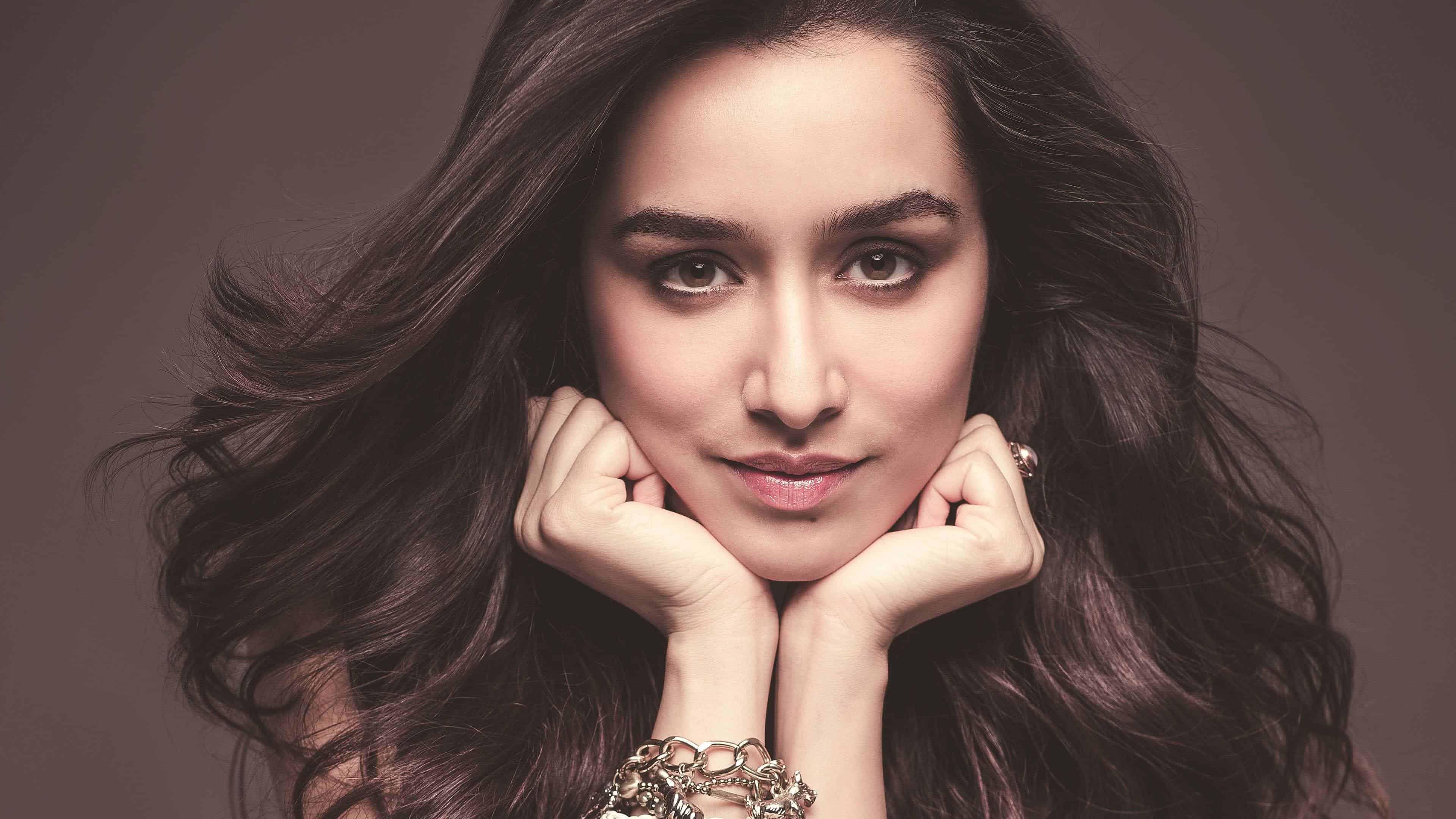 Shraddha Kapoor | Scrolller