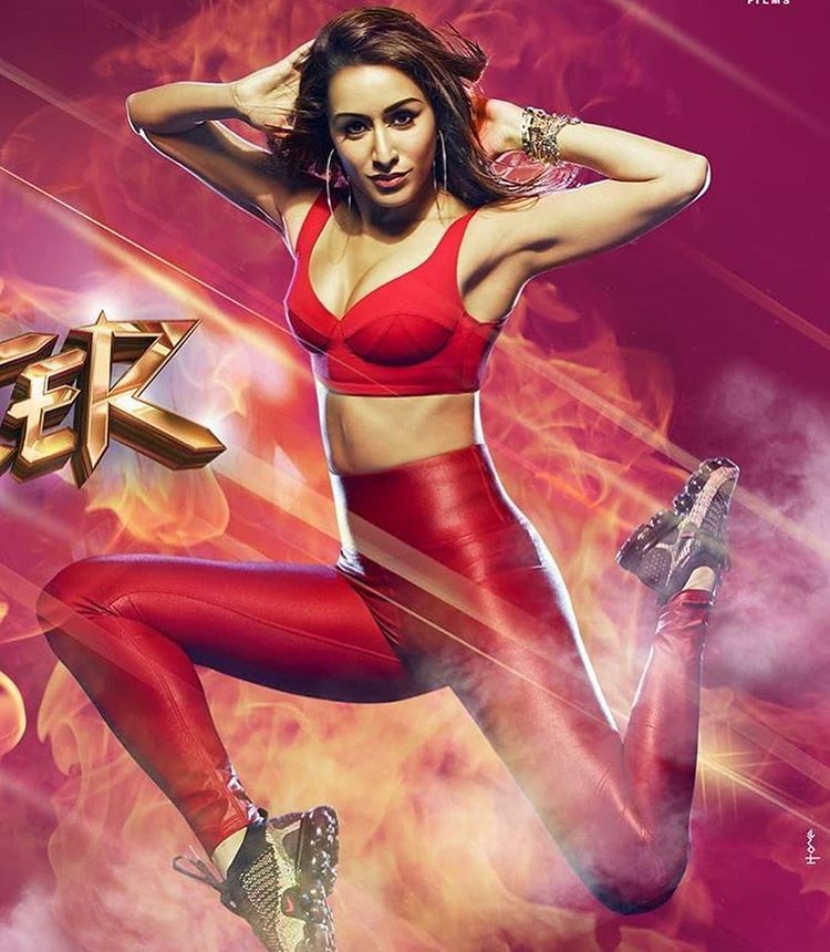 Shraddha Kapoor dance moves are giving us boner | Scrolller