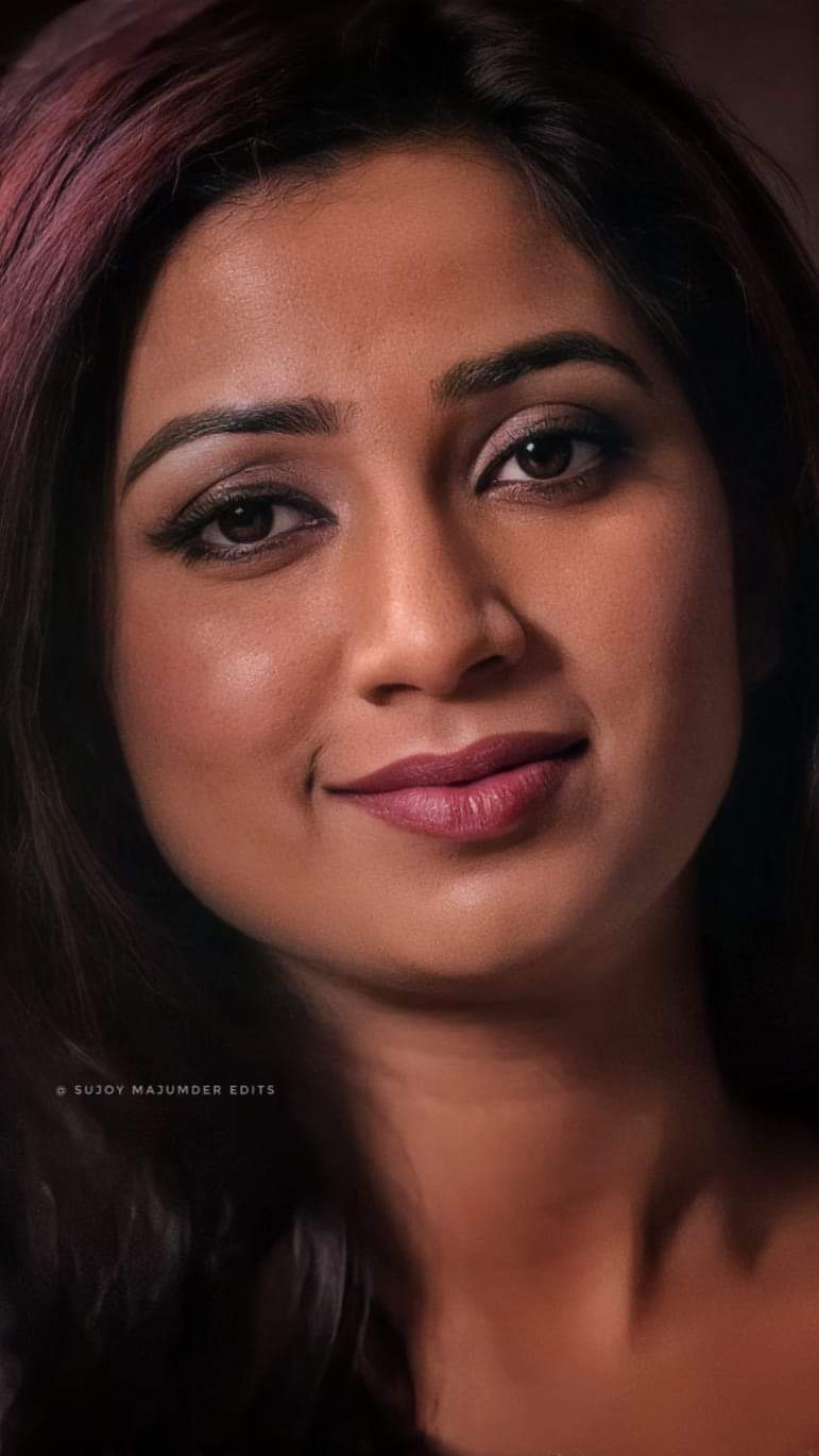 Shreya Ghoshal 😈 Scrolller