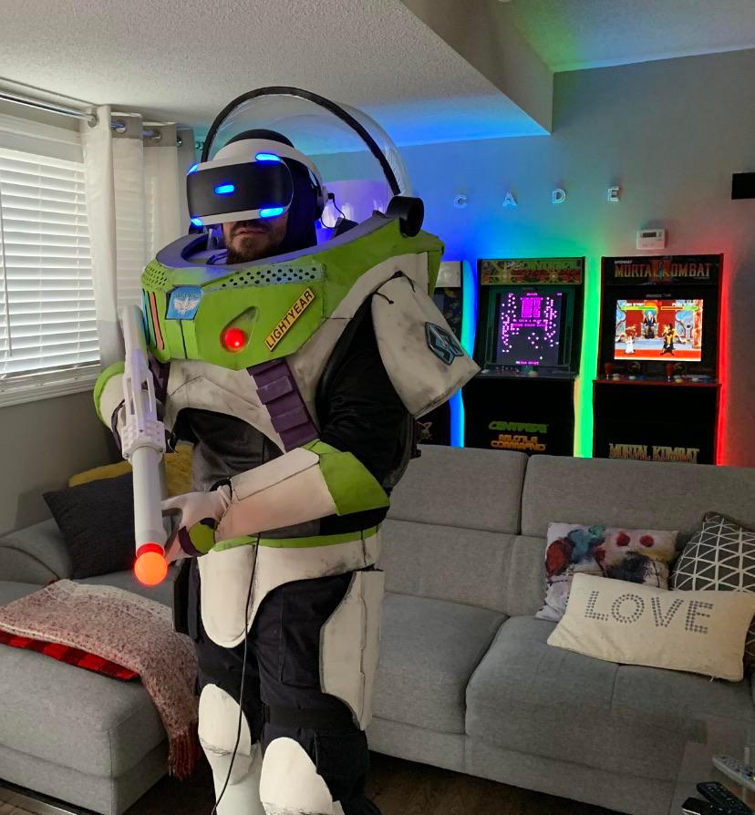 Sick Buzz cosplay | Scrolller