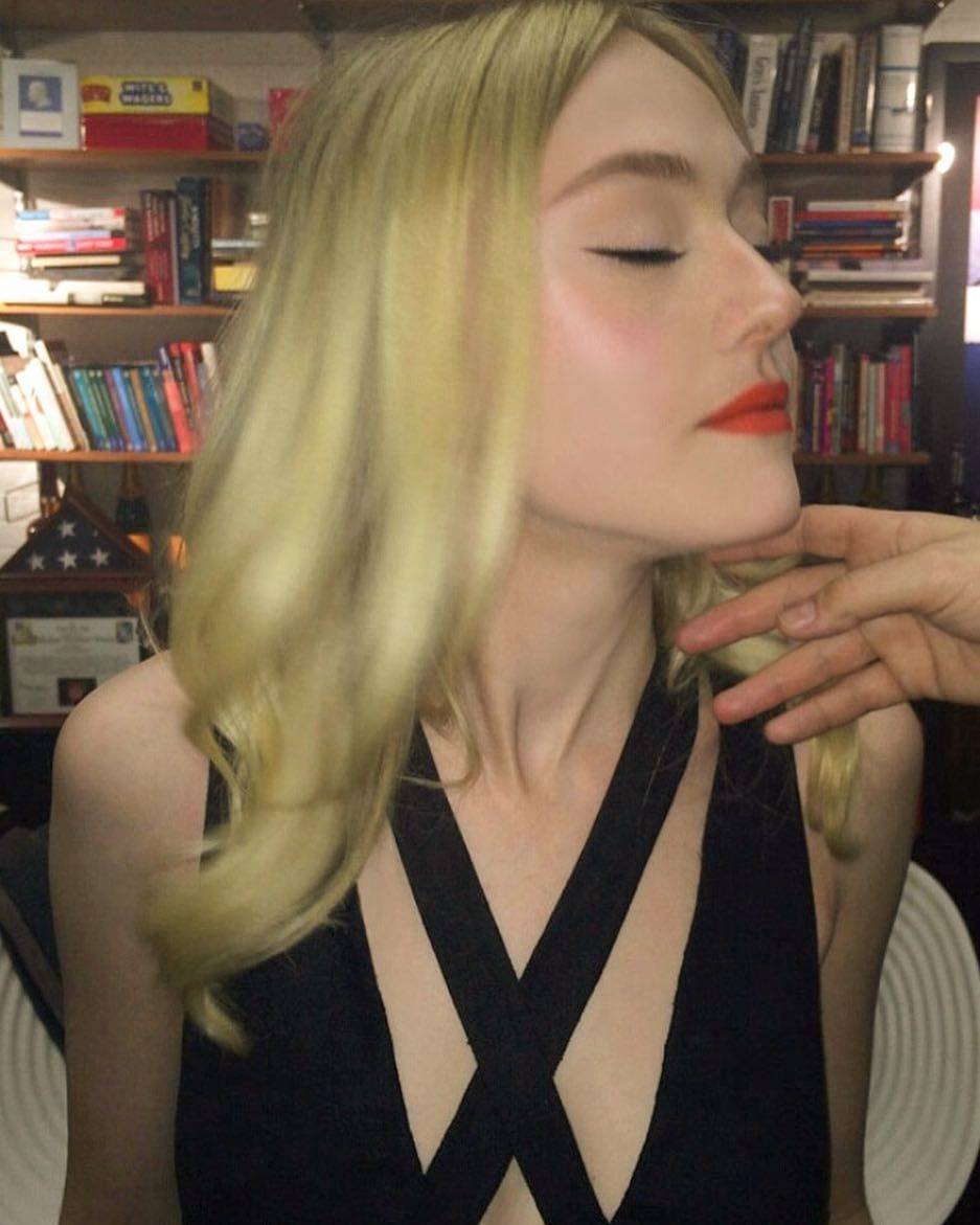 Side Profile | Scrolller