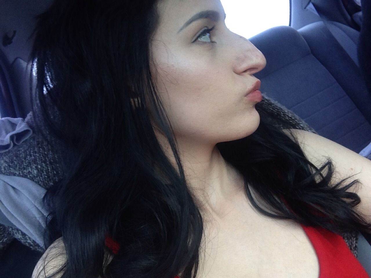 Side Shot | Scrolller