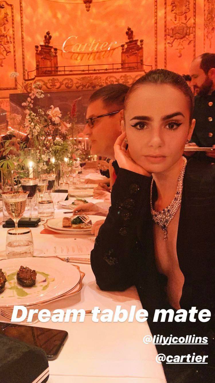 Sideboob Pic Scrolller