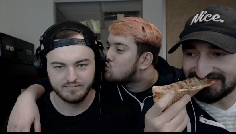 Sigils and Biffle: 🏳️‍🌈 Jerome:🍕 | Scrolller