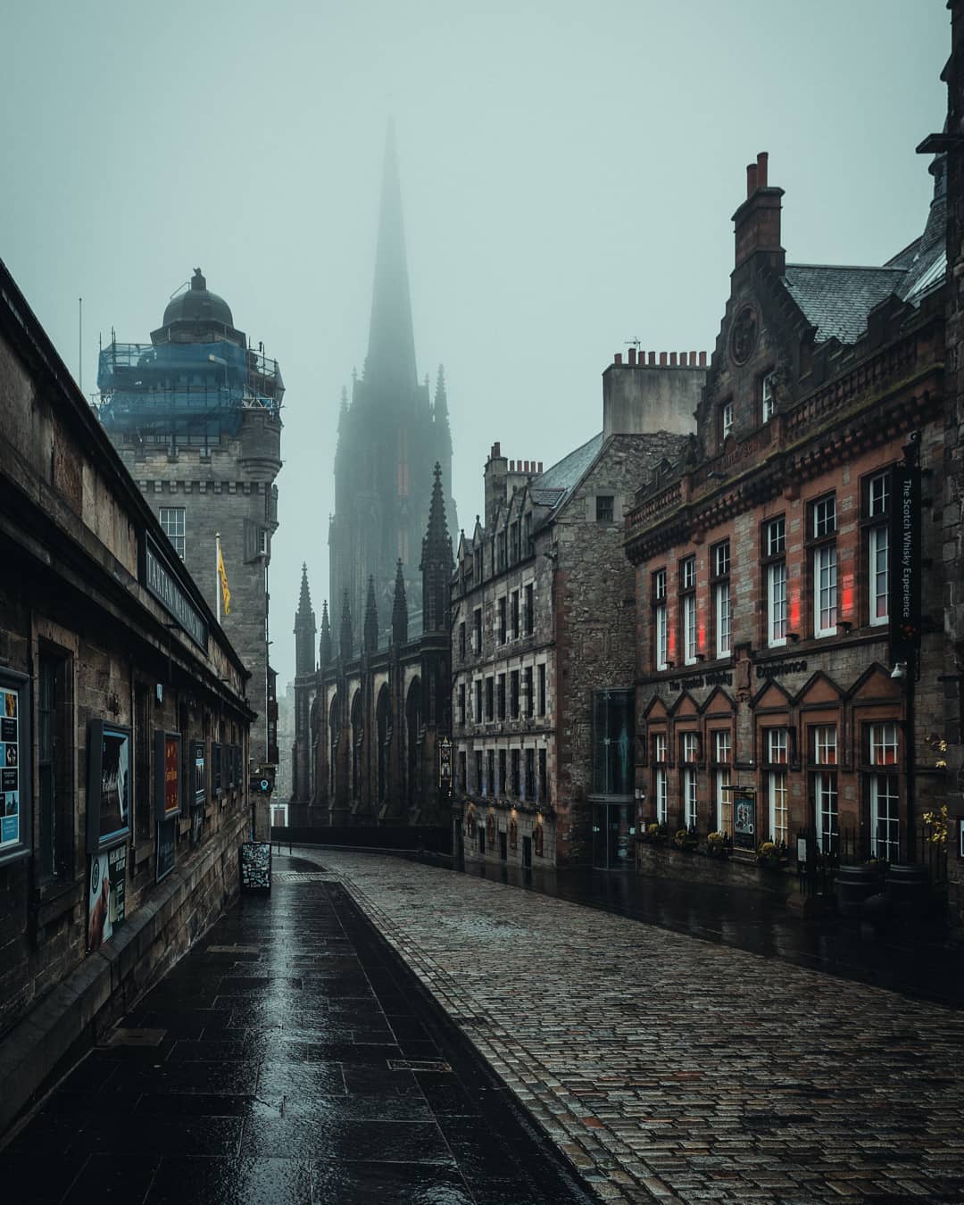 edinburgh is so pretty!! | Scrolller