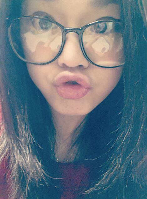 Silly face (x-post from r/RealChinaGirls) | Scrolller