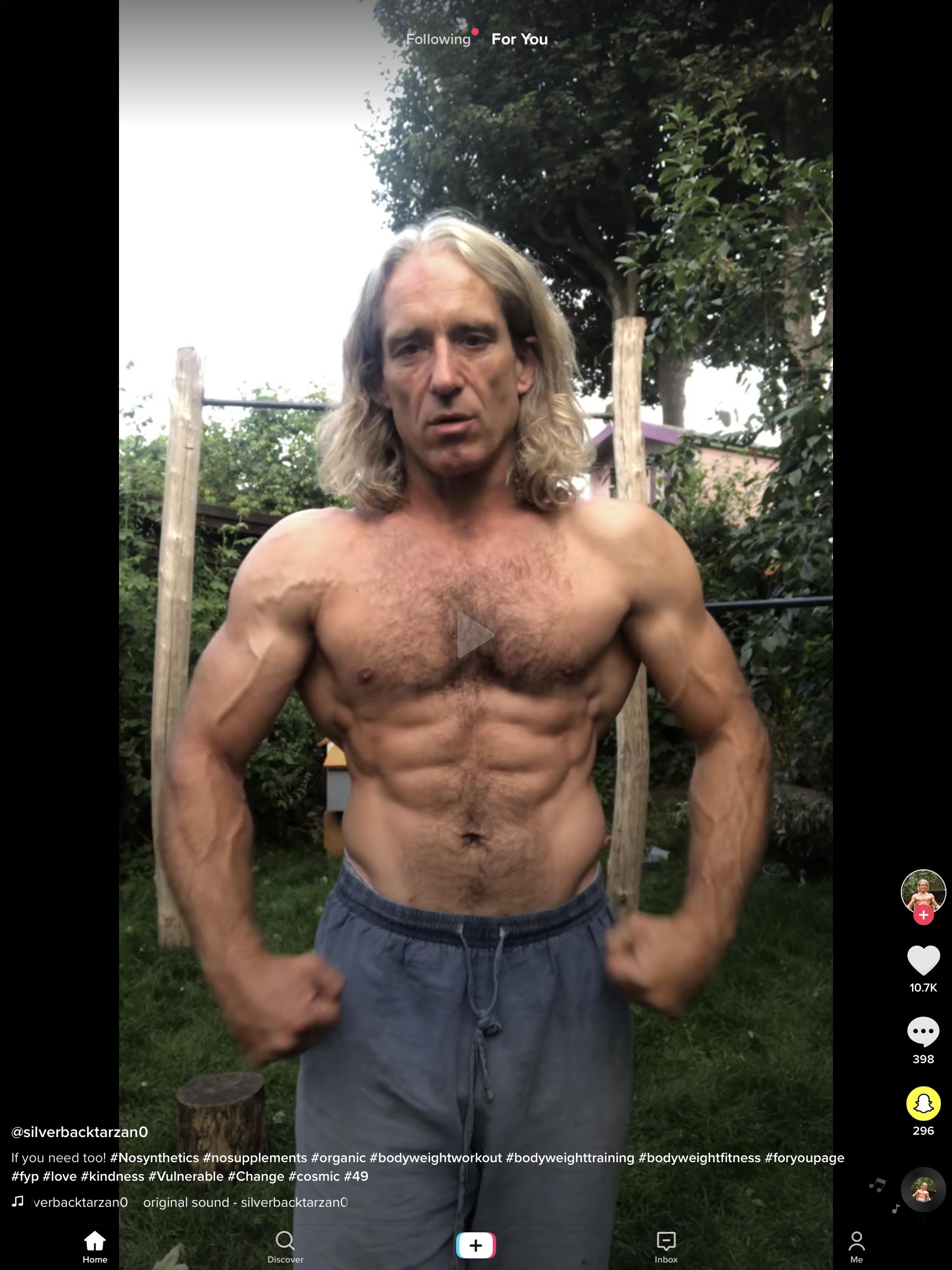 @silverbacktarzan0 on tiktok, claims to only do bodyweight exercises | Scrolller