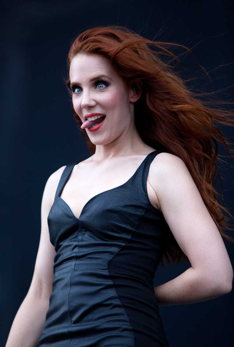 Simone Simons ahegao face | Scrolller