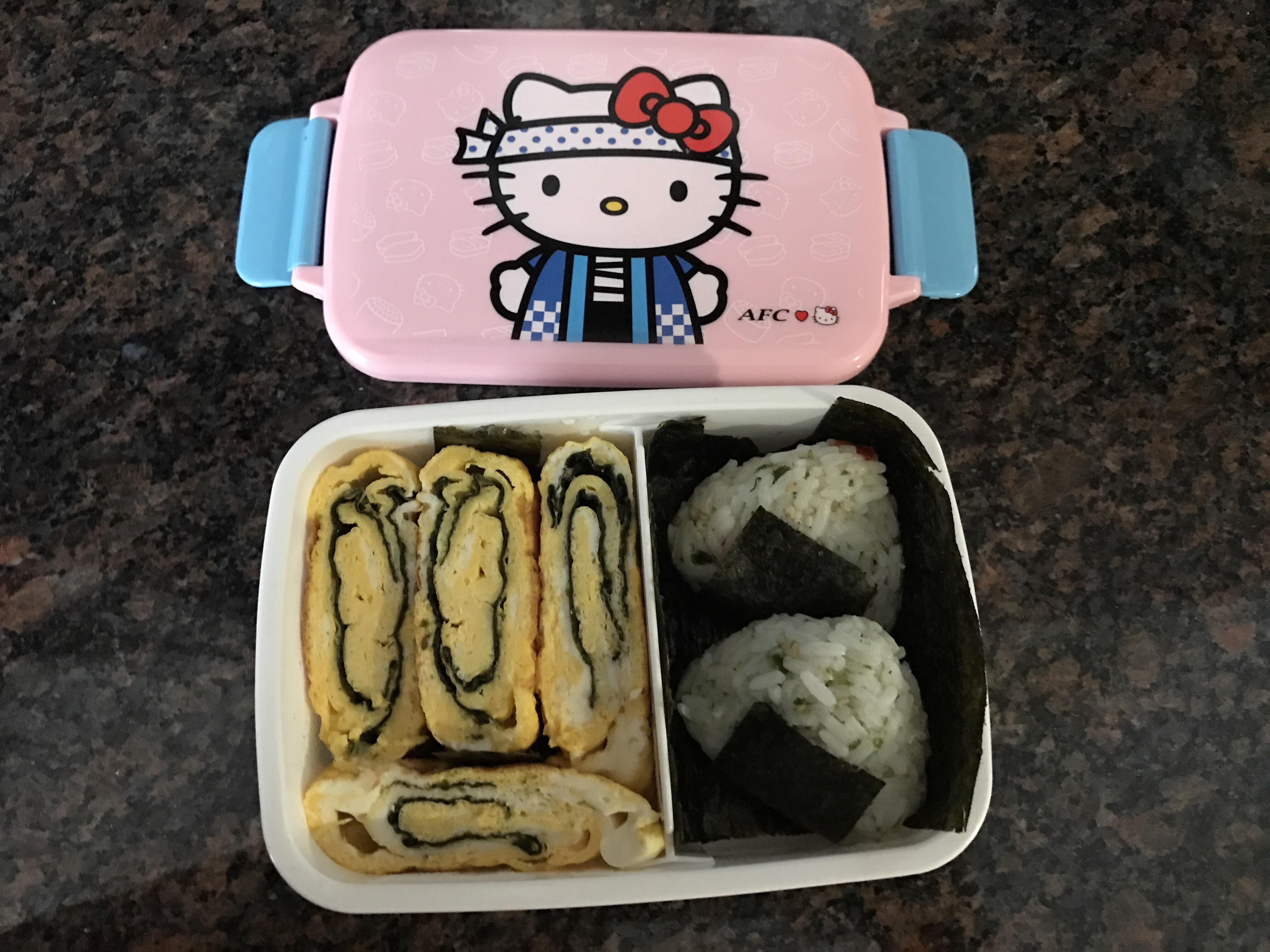 Simple Bento: Tamagoyaki and Onigiri | Scrolller