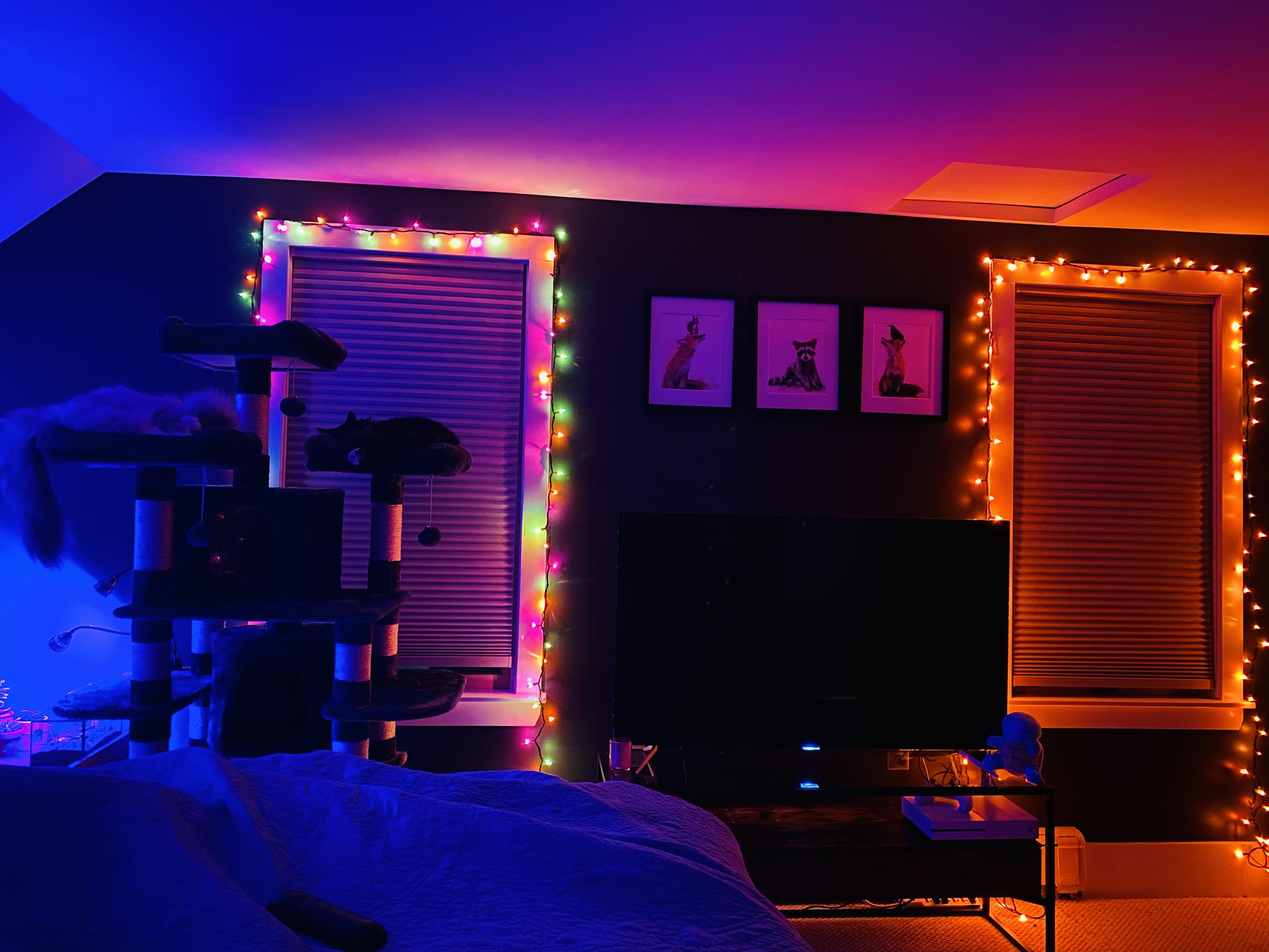 Simple but cozy. I love my room. | Scrolller
