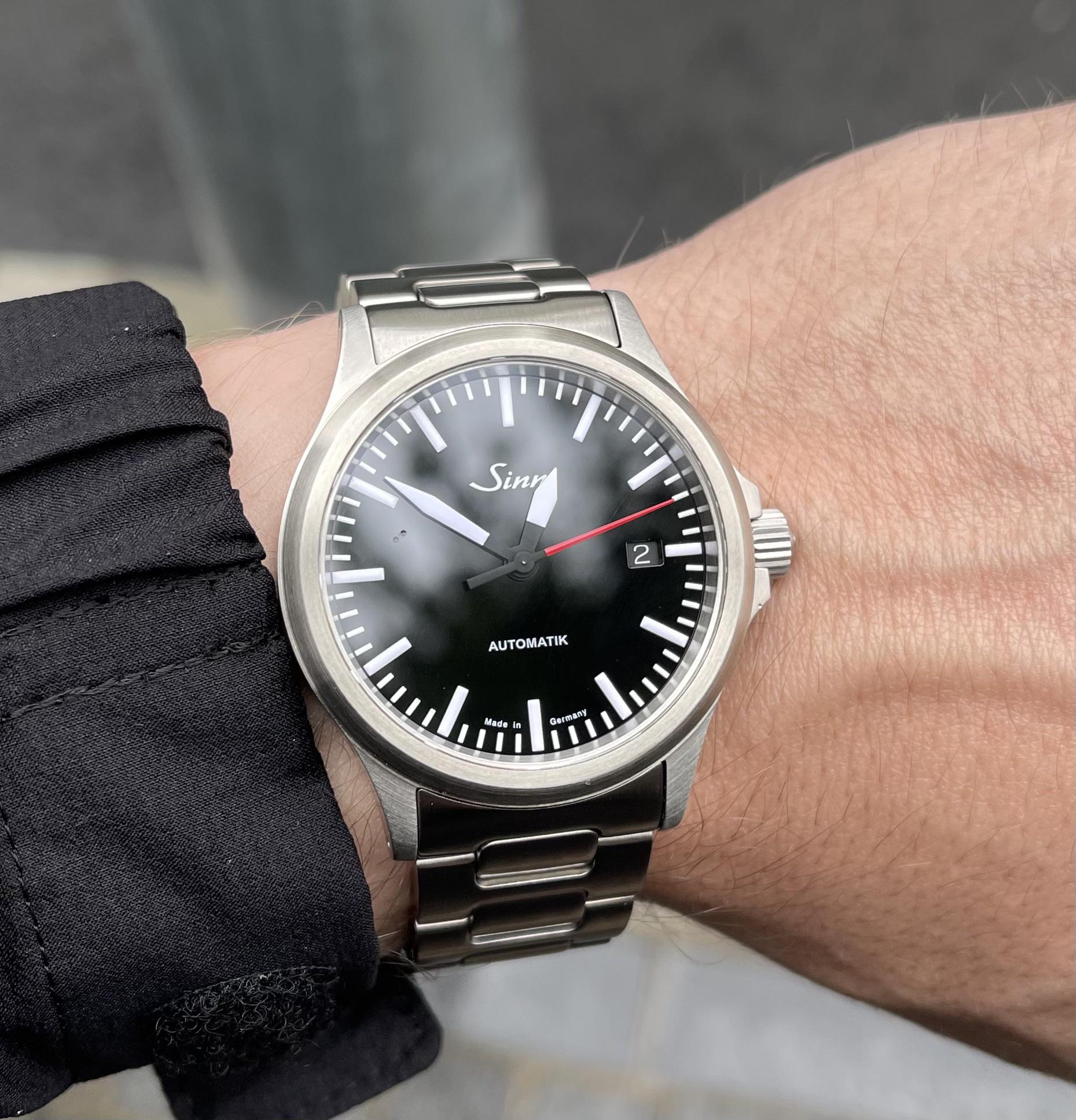 [Sinn] 556i.rs | Scrolller