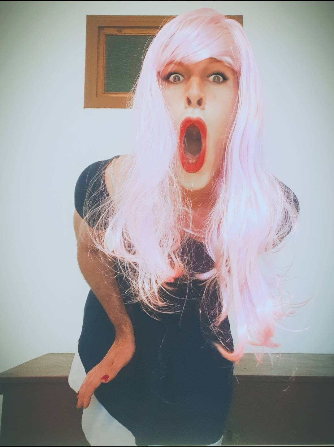 Sissy Mouth Scrolller