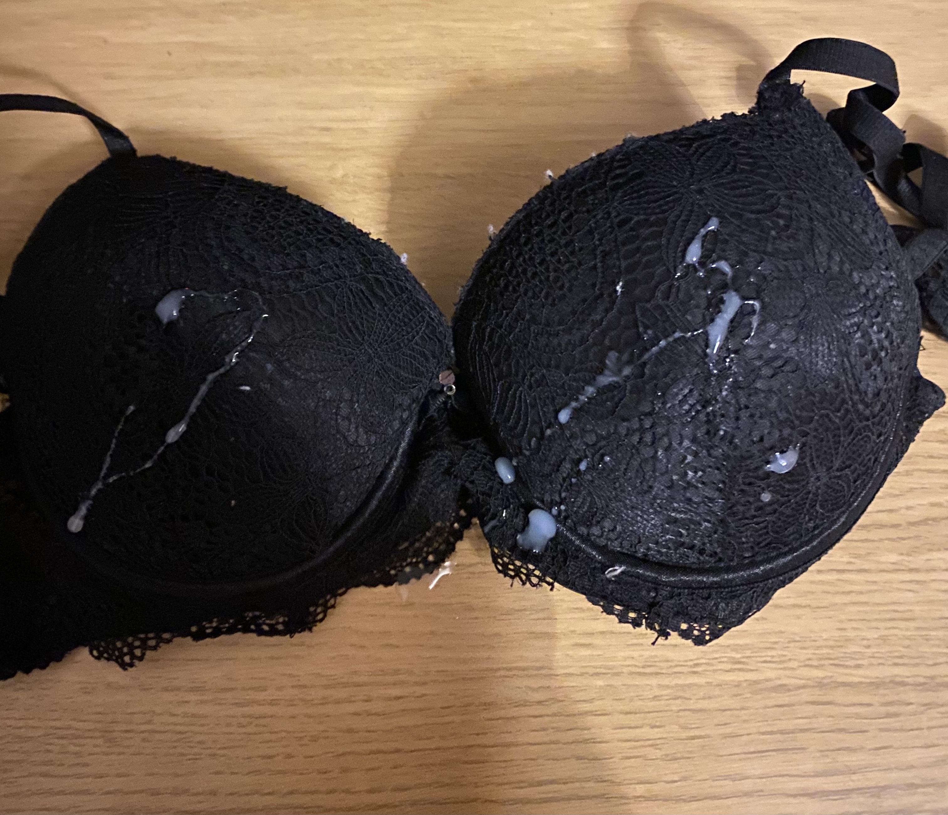 Sisters Bra Scrolller