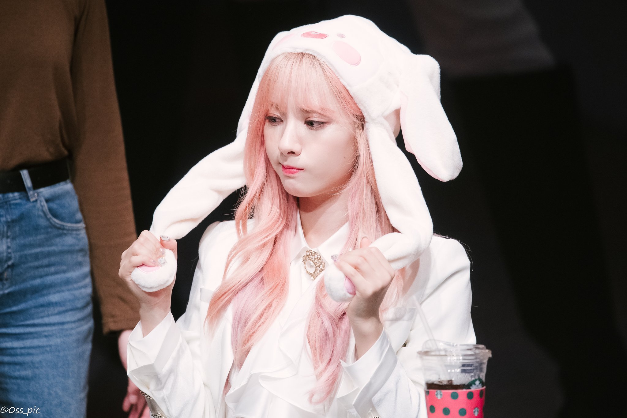 Skeptical Bona | Scrolller