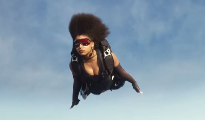 Skydiving | Scrolller