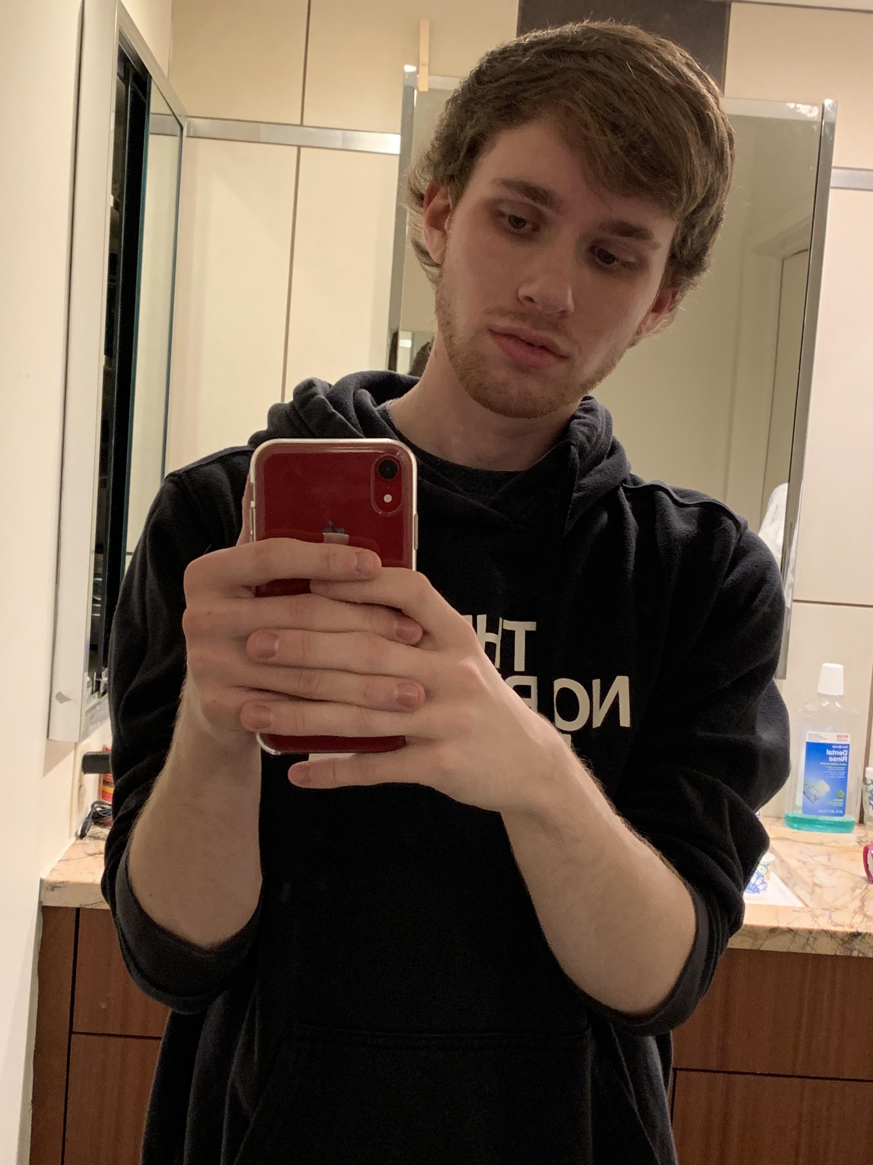 Sleepy 💤 | Scrolller