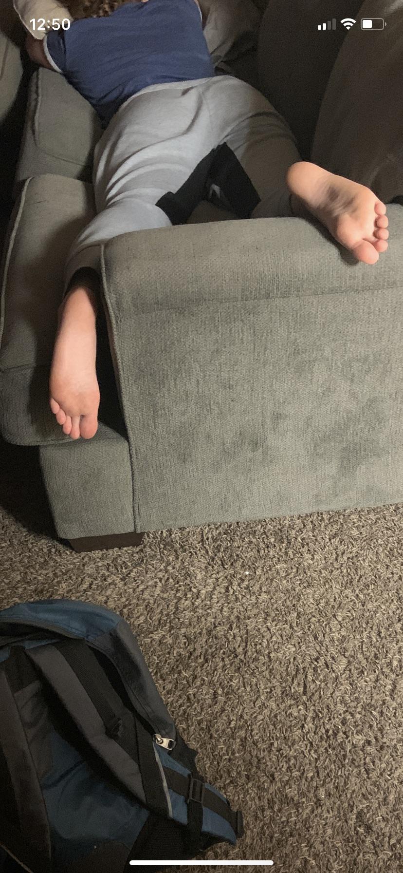 Sleepy smooth soles | Scrolller