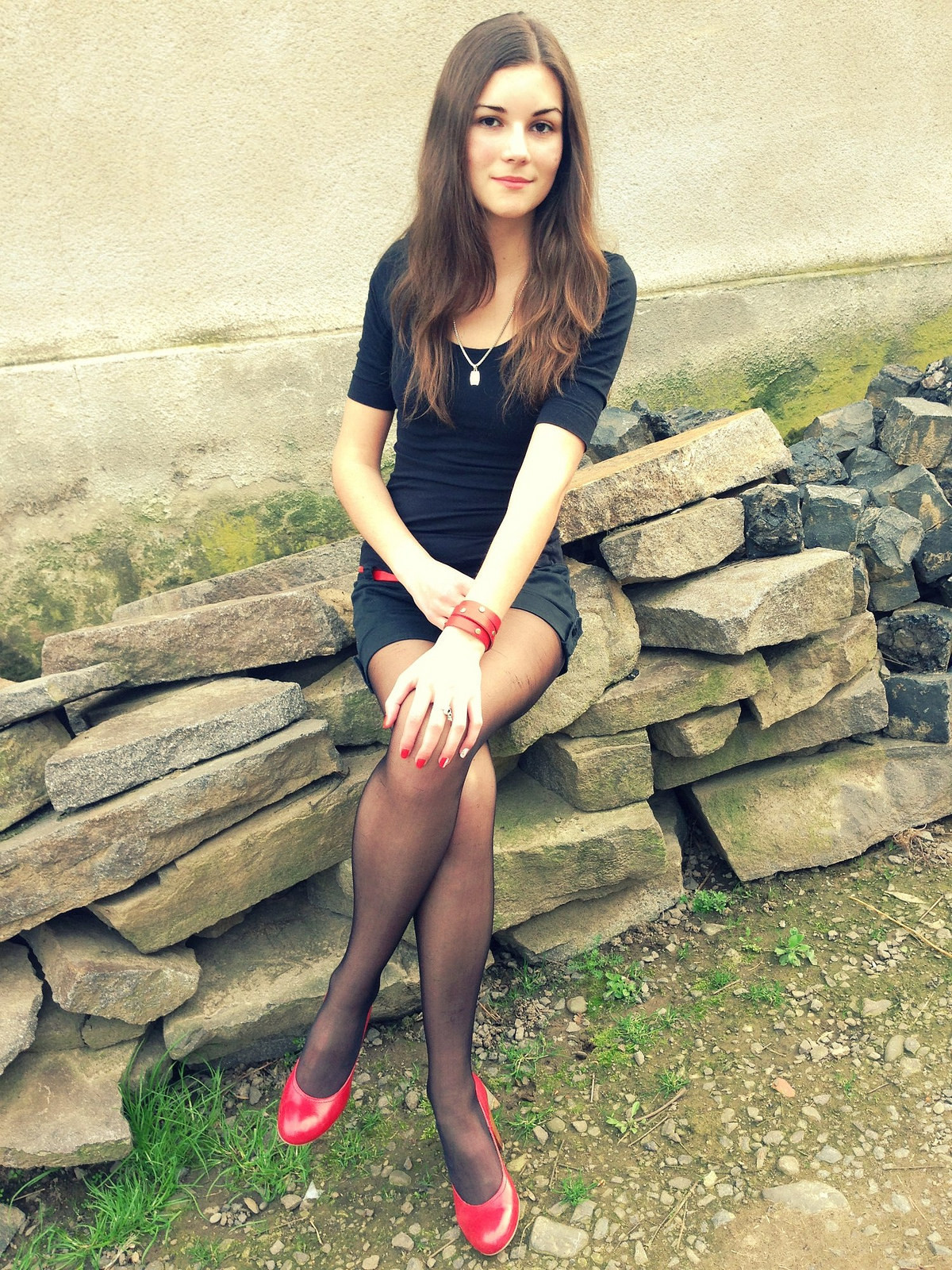 Red Shoes | Scrolller