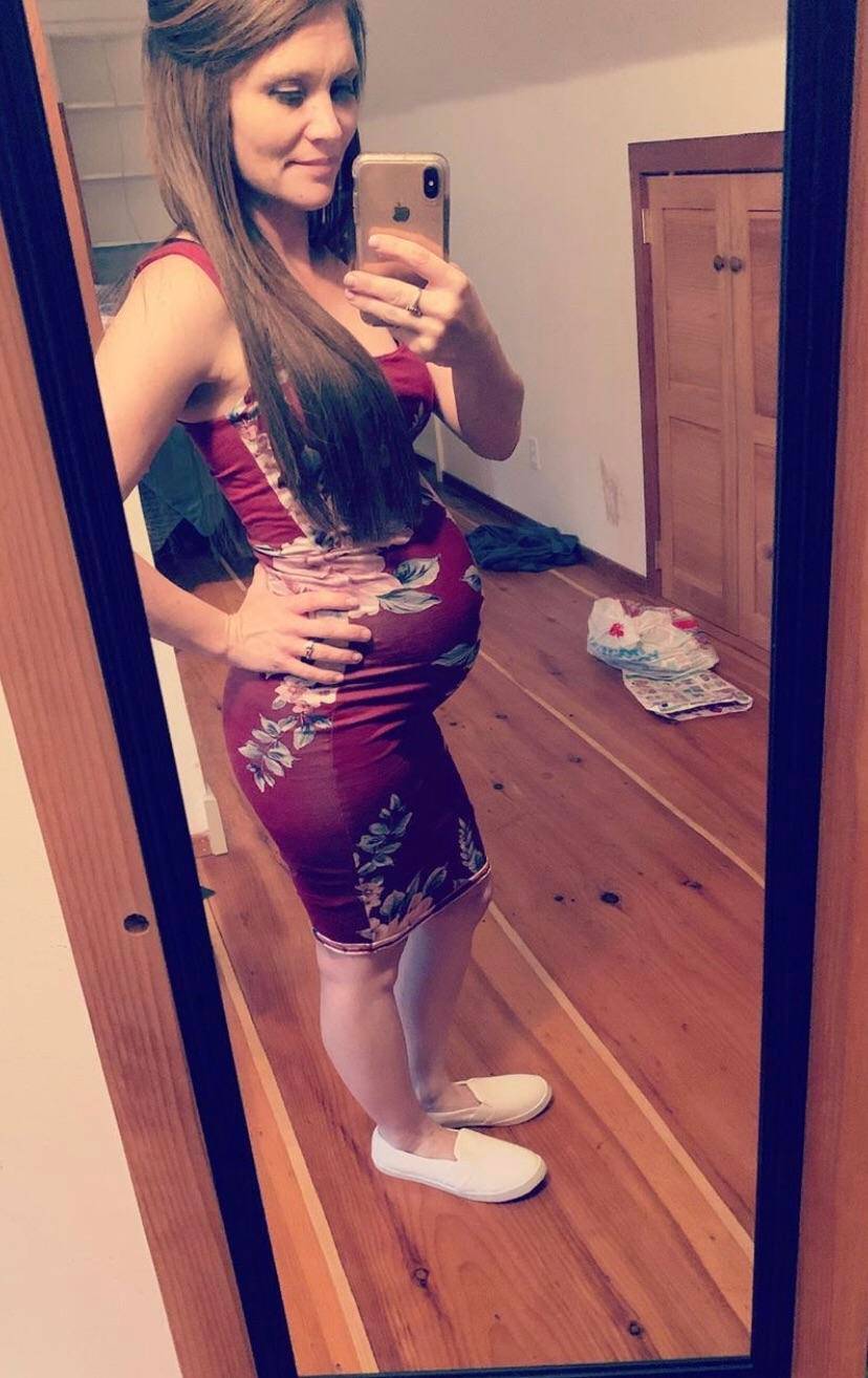 Small girl, nice bump | Scrolller