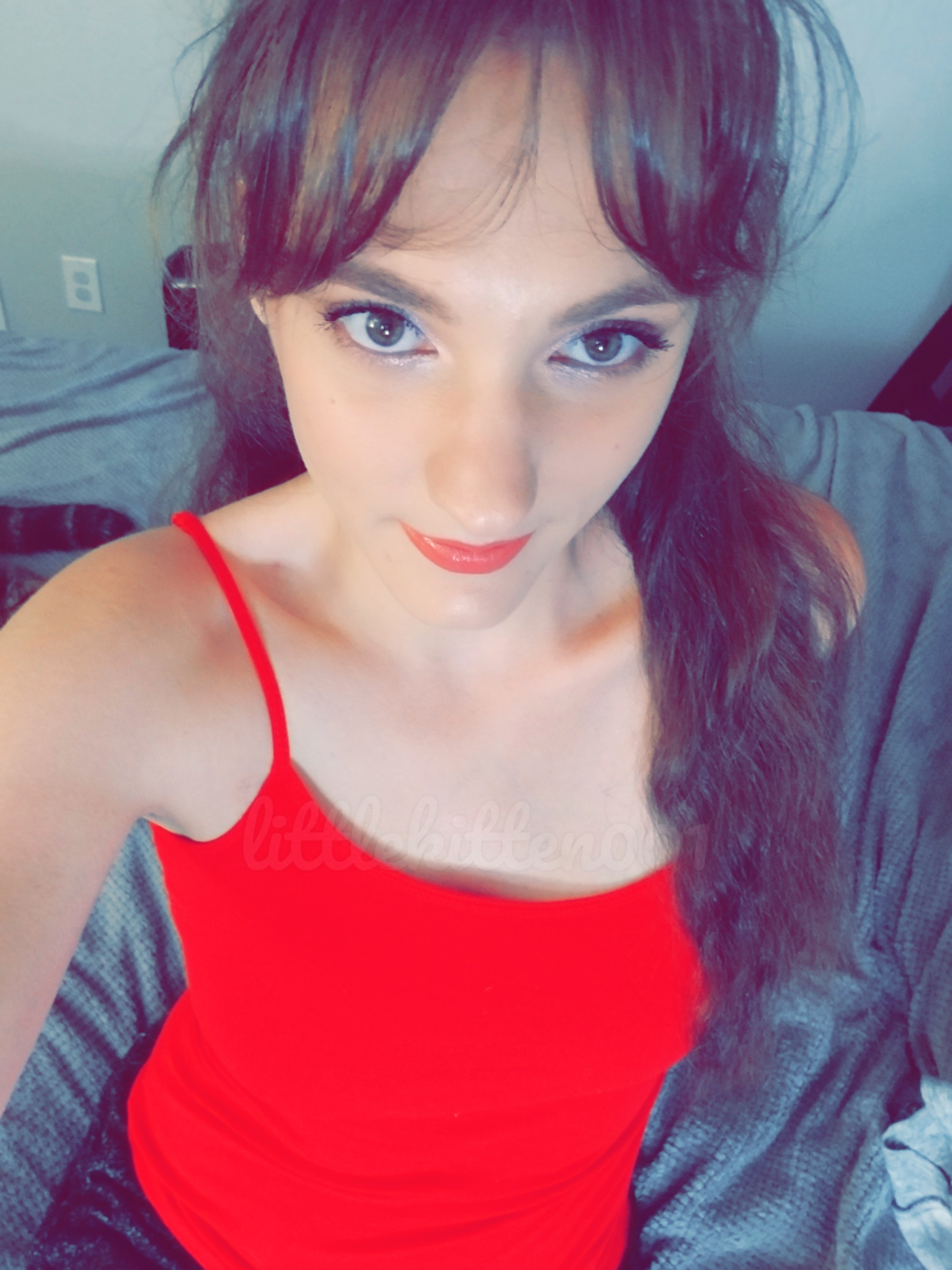 Small smile | Scrolller