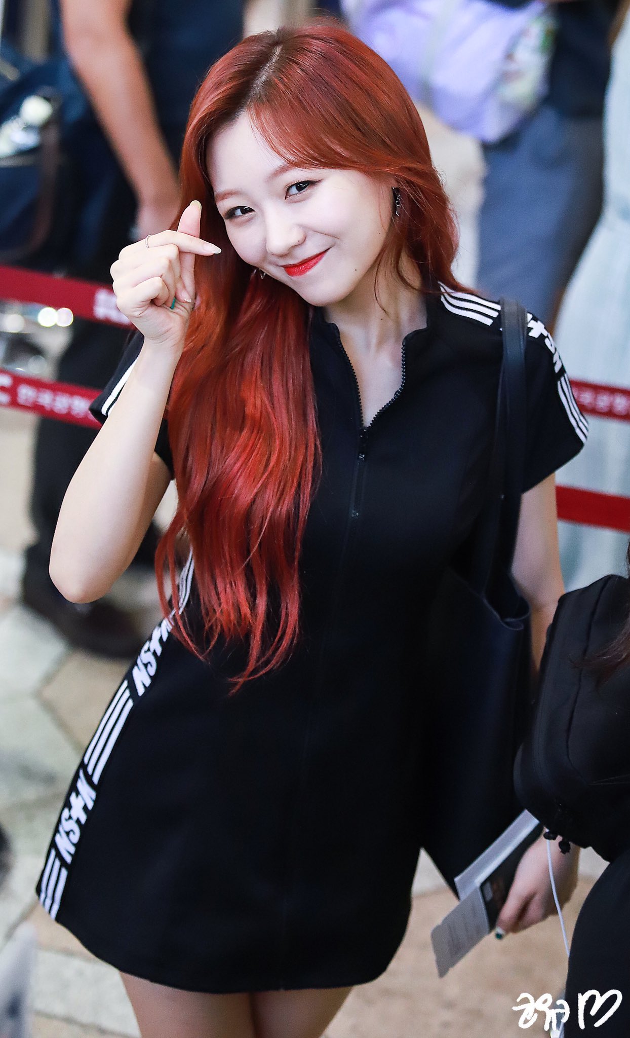 Smiley Sujeong | Scrolller