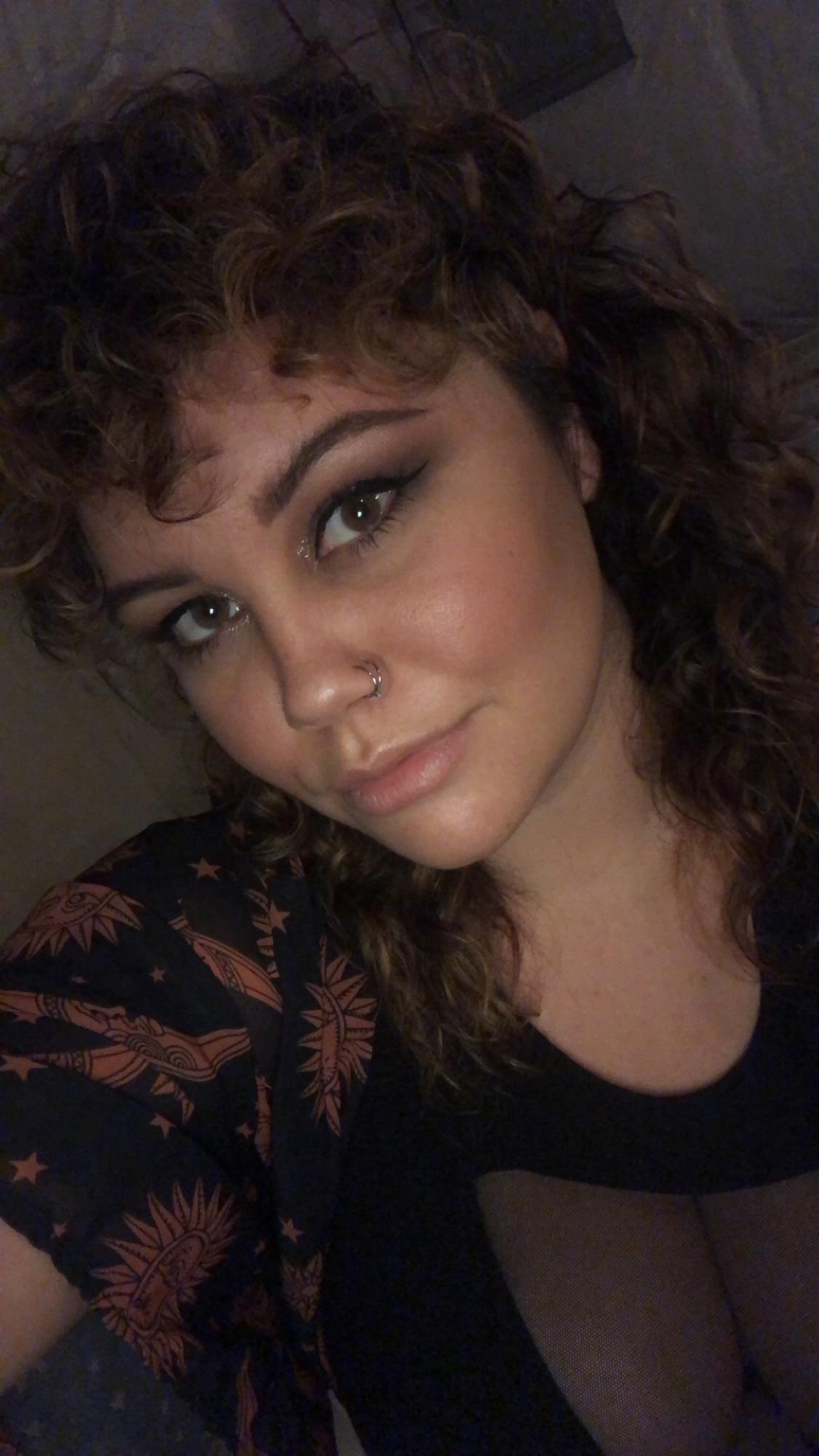 Smokey and a little mullet action 😘 | Scrolller