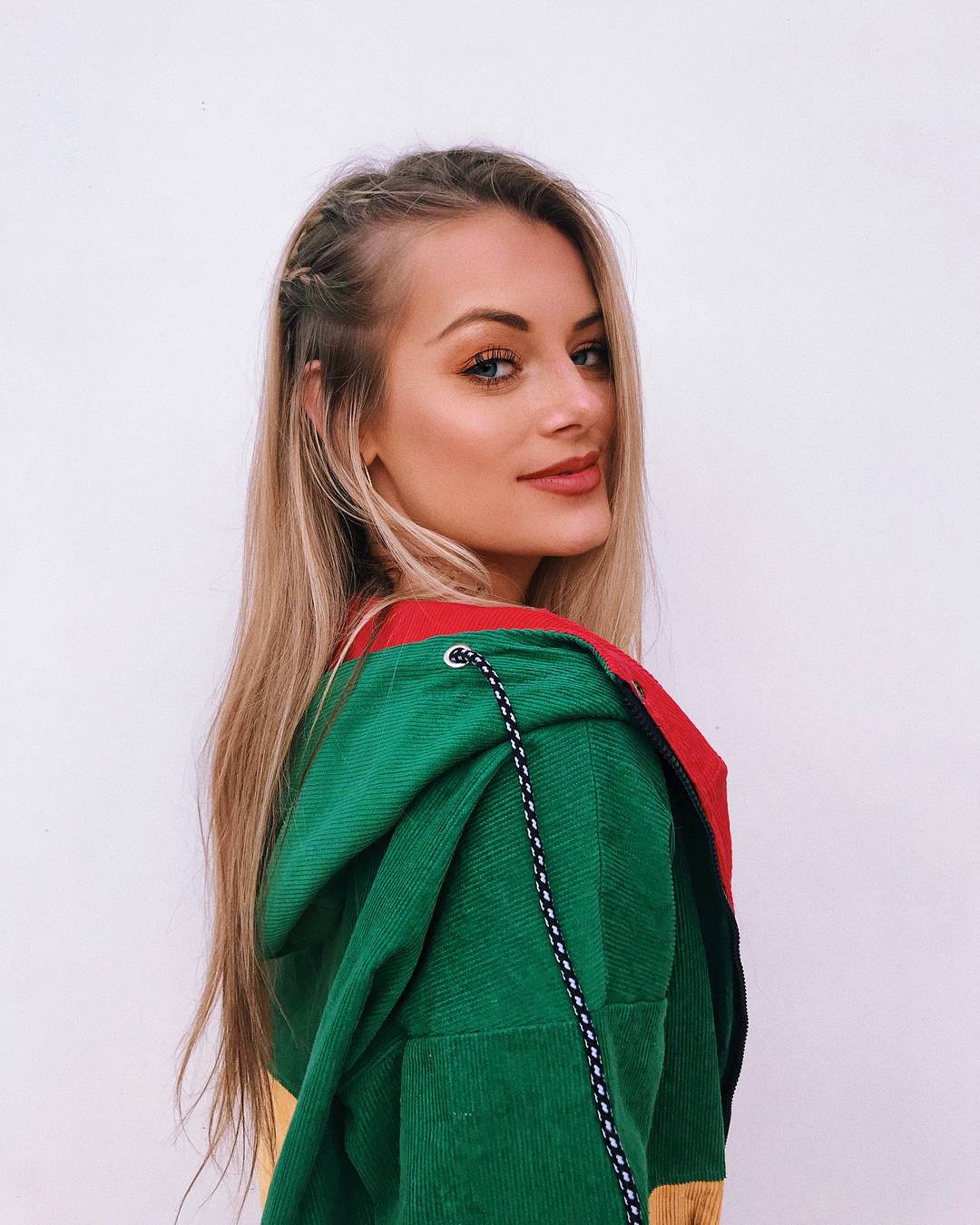 Smokin' Hot | Scrolller