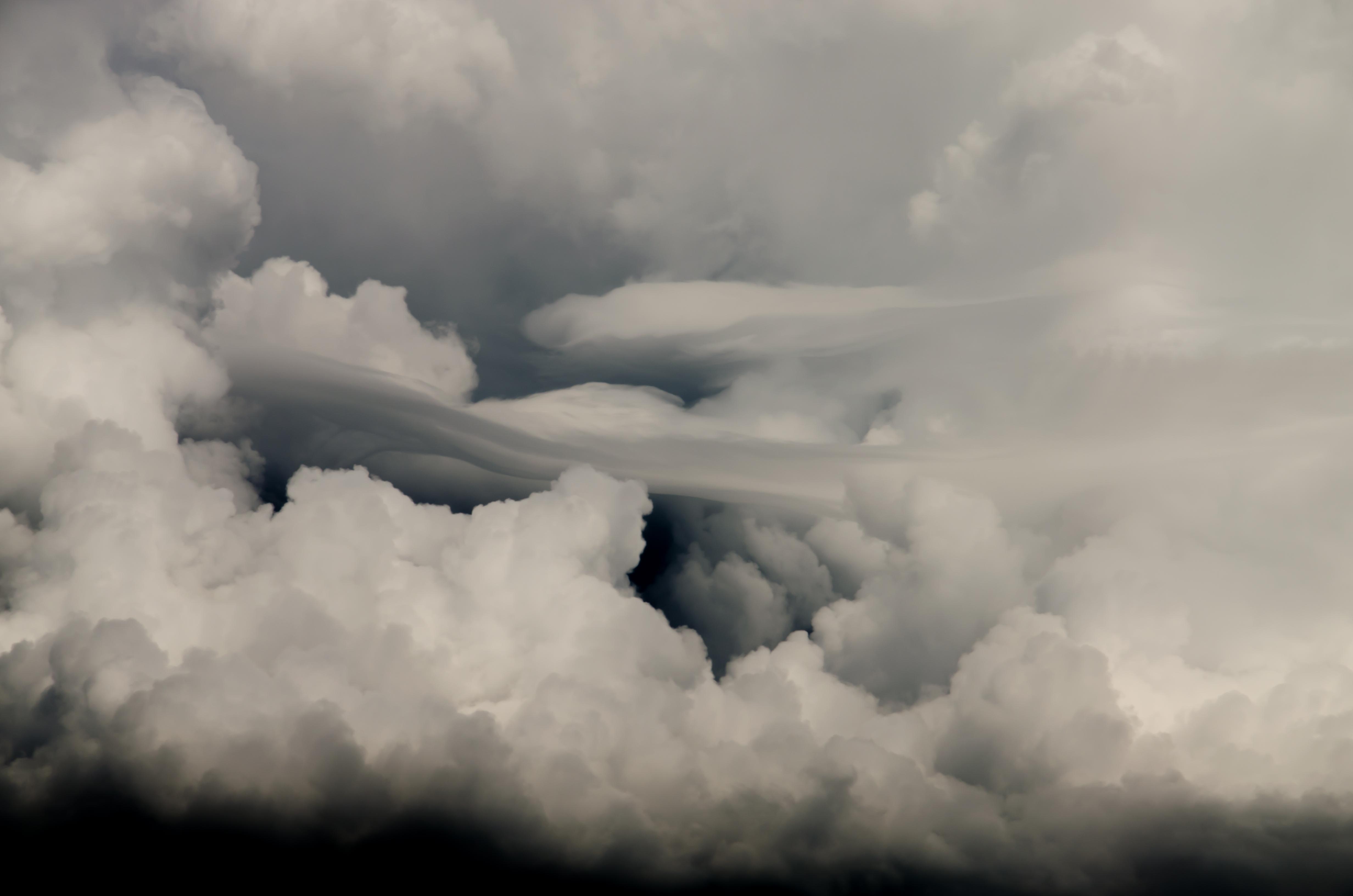 Smooth cloud streaks inside thunder formations. By me. | Scrolller