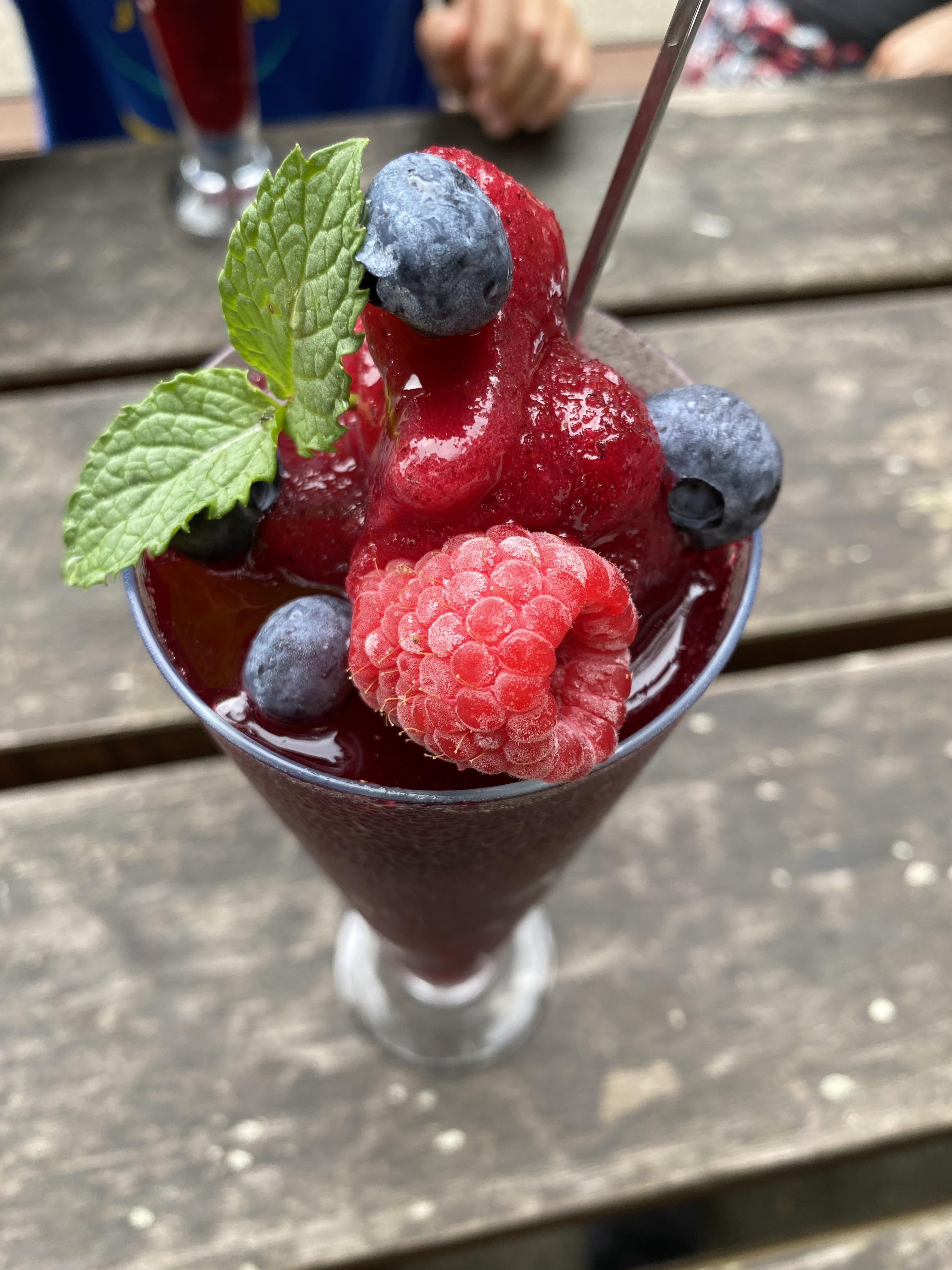 Smoothie vibes | Scrolller