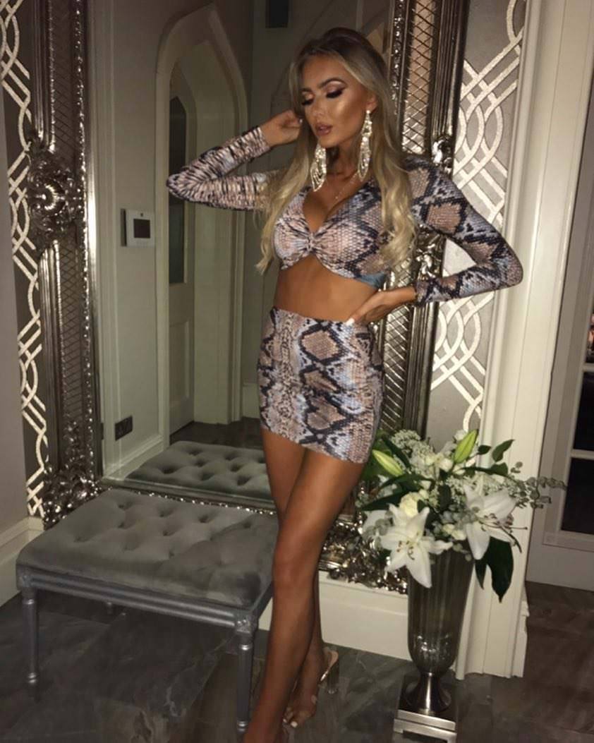 Snake print two piece | Scrolller